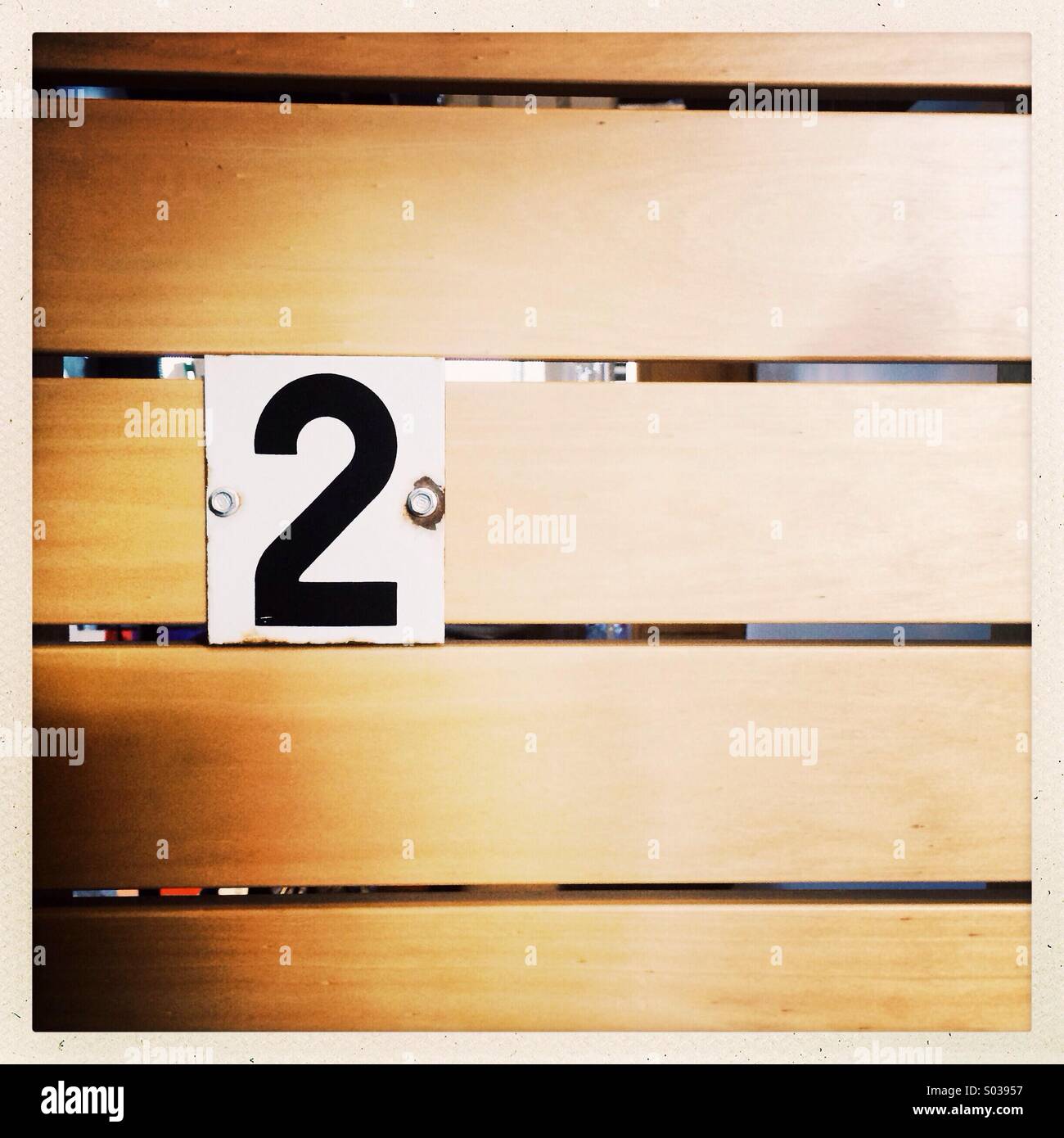 Two sign hi-res stock photography and images - Alamy