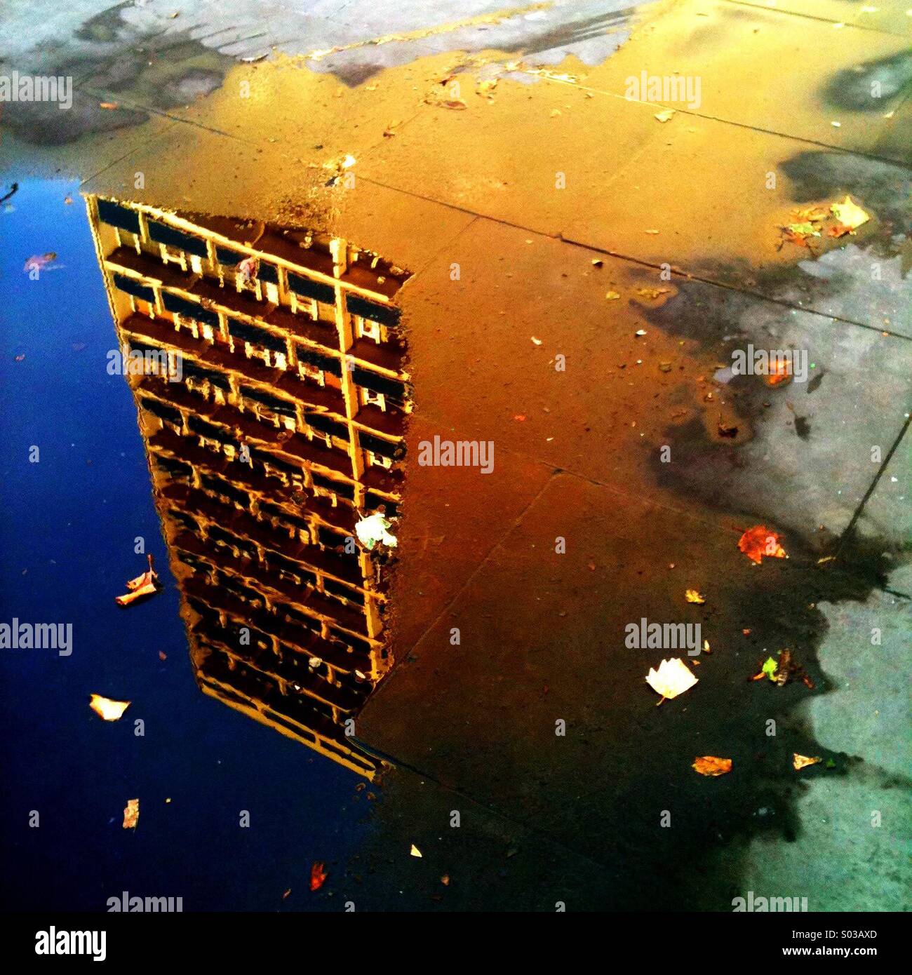 Reflection block flats in hi-res stock photography and images - Alamy