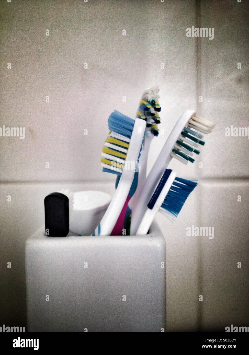 Toothbrushes dental hygiene hi-res stock photography and images - Alamy