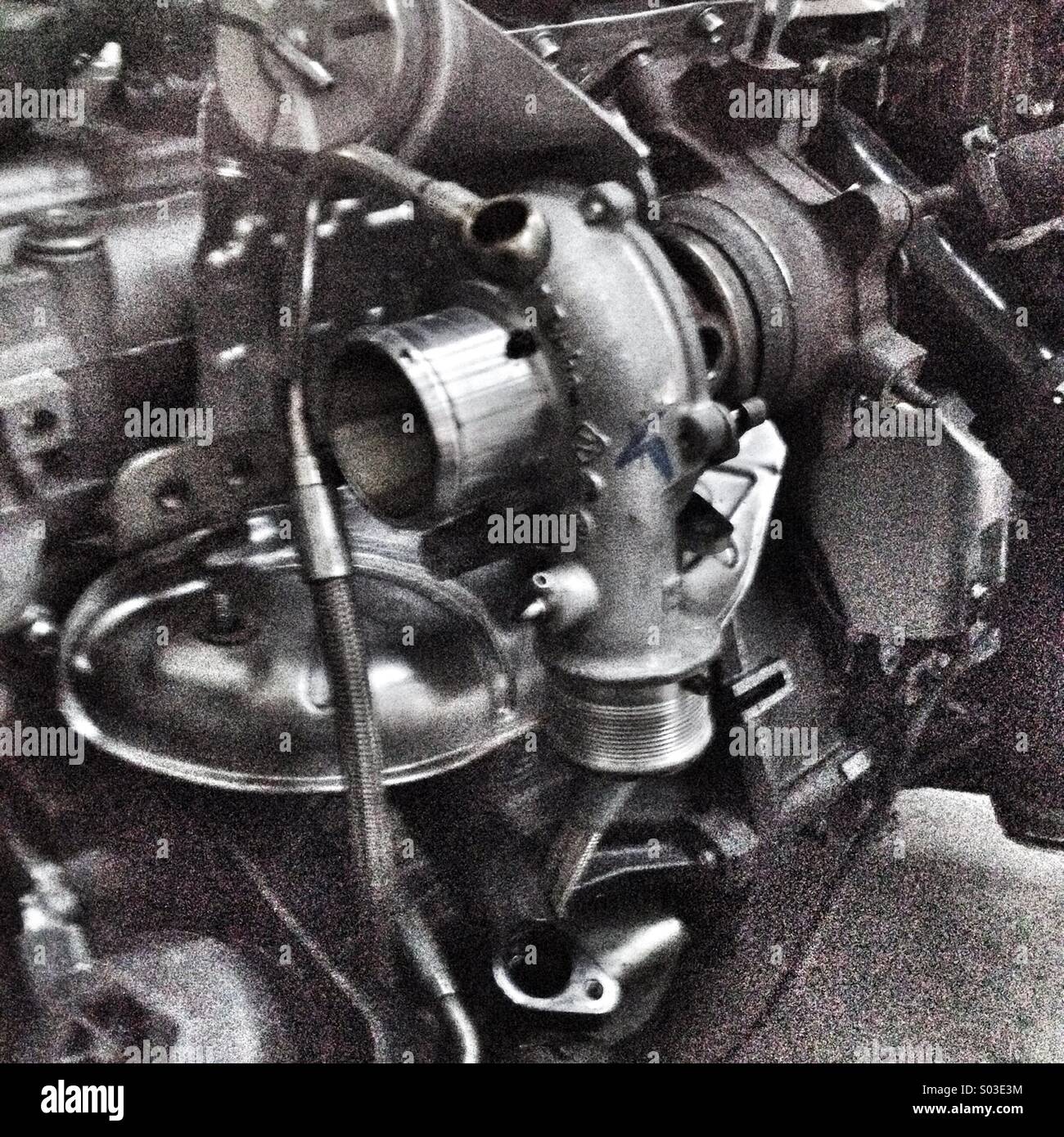 Mechanical parts hi-res stock photography and images - Alamy