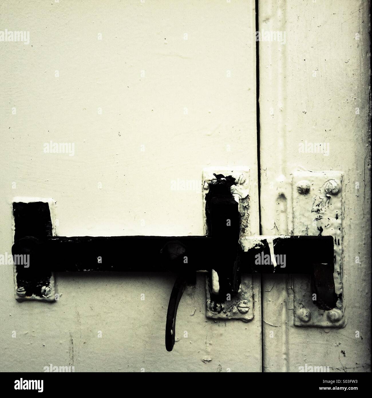 Door latch hi-res stock photography and images - Alamy