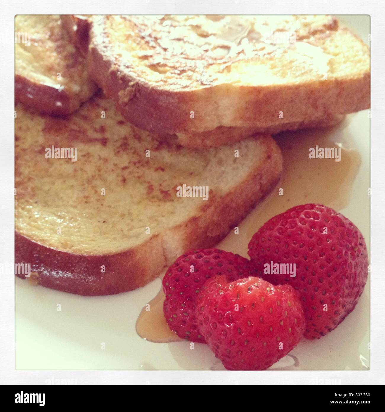 French Toast & Berries Stock Photo - Alamy