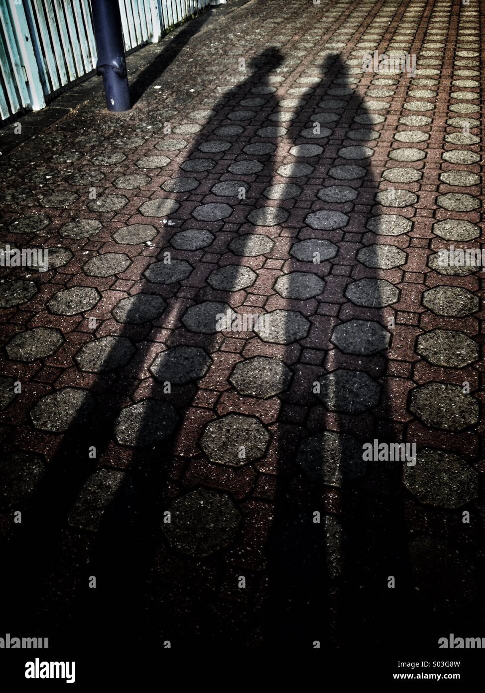 People shadow sinister hi-res stock photography and images - Alamy