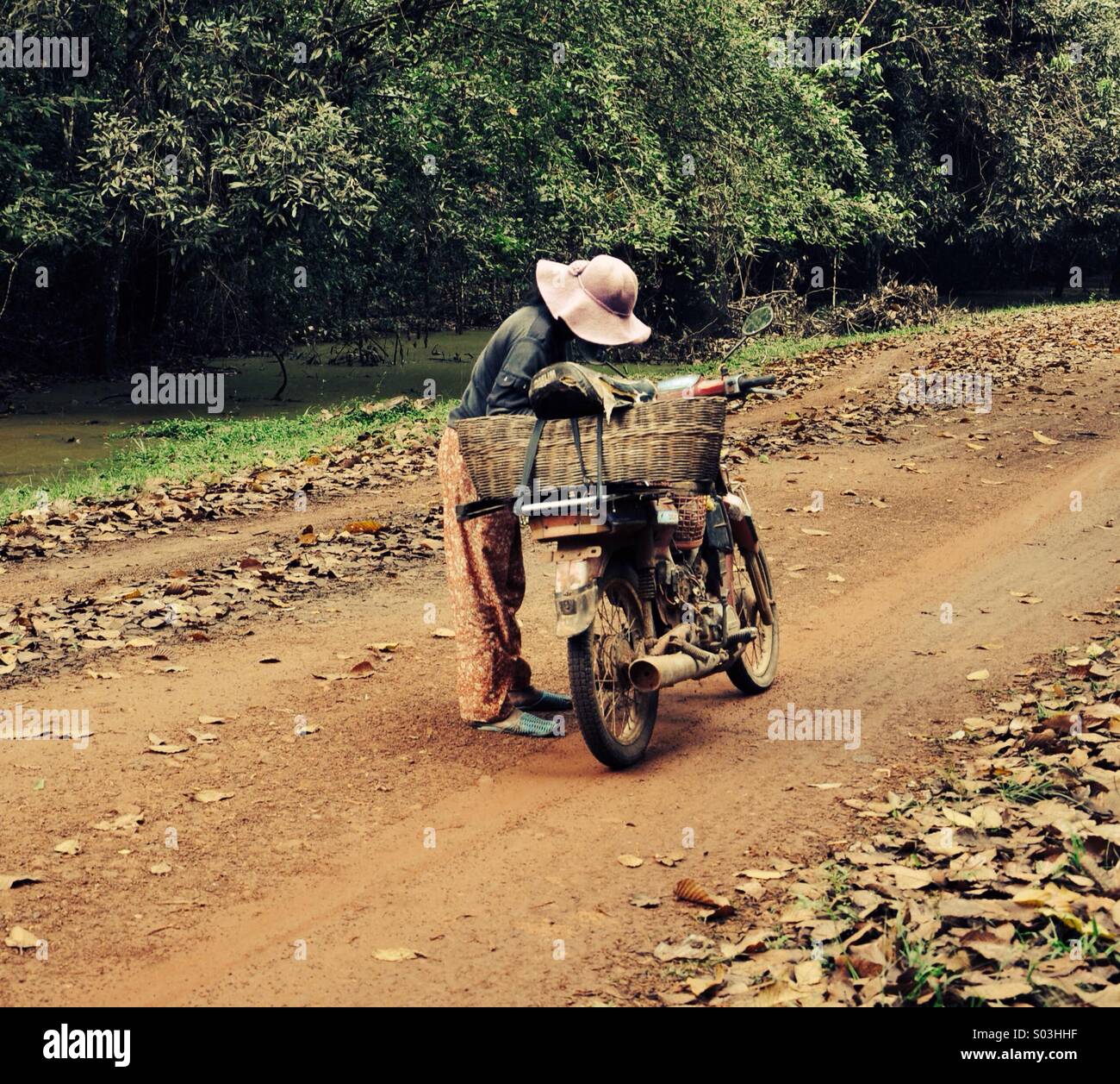 Woman in Siem Reap, Cambodia Stock Photo - Alamy