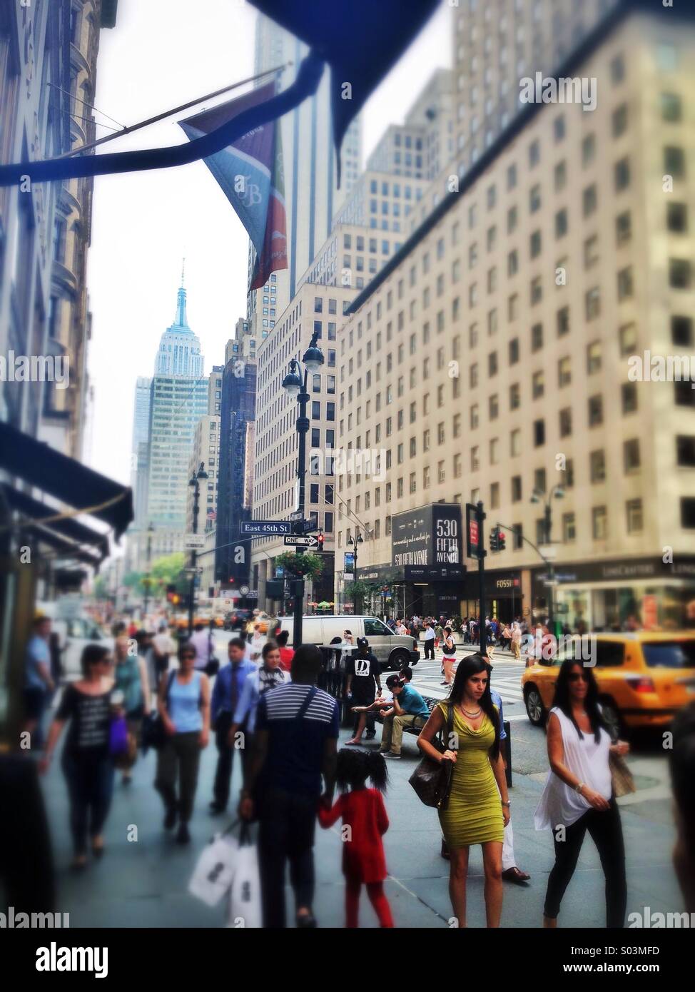 Side walk hi-res stock photography and images - Alamy