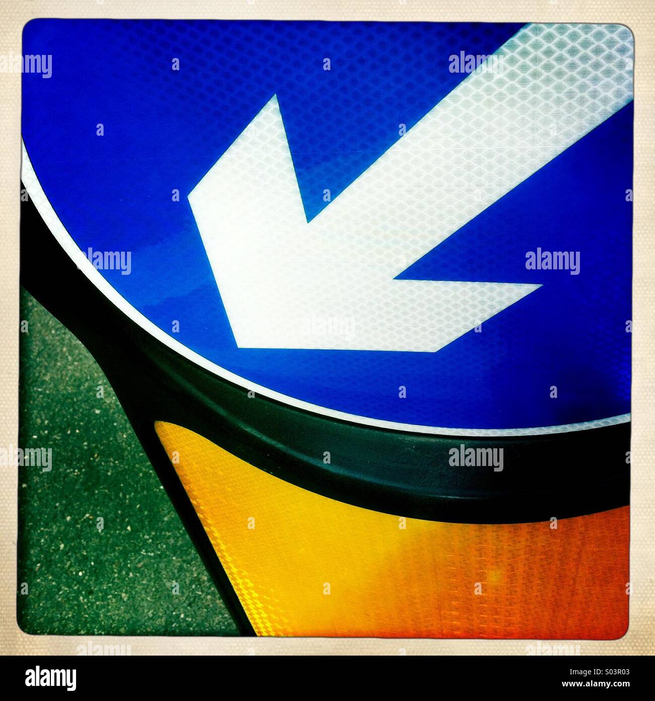 Keep left sign hi-res stock photography and images - Alamy