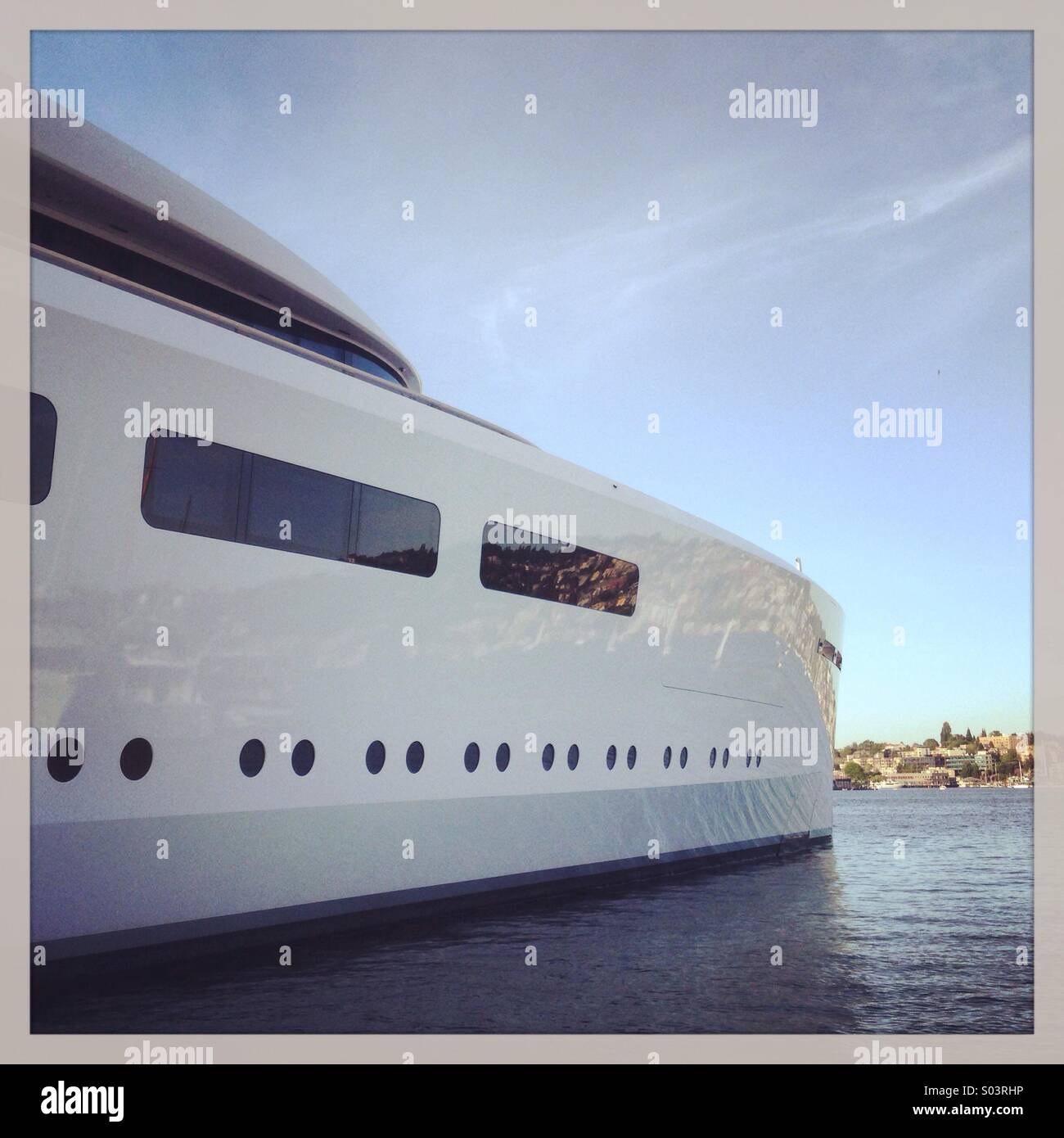 Wealthy rich yacht hi-res stock photography and images - Alamy