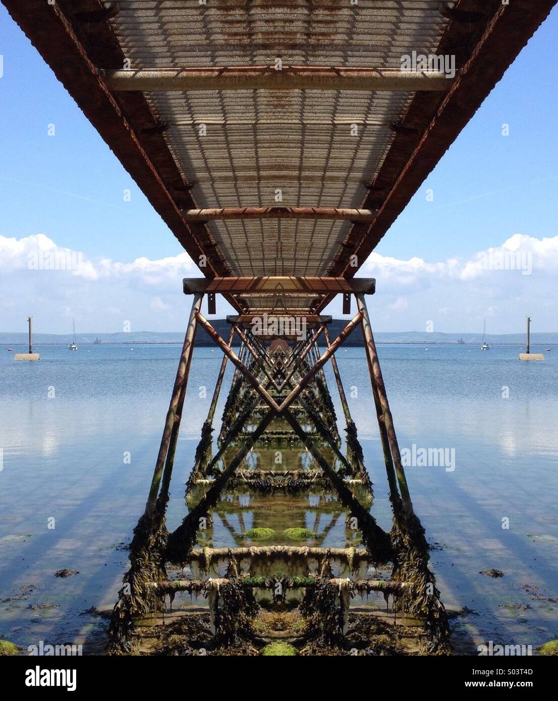 Graphics lines hi-res stock photography and images - Alamy