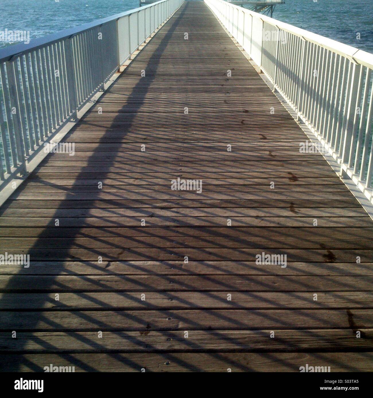 Nightcliff jetty darwin hi-res stock photography and images - Alamy