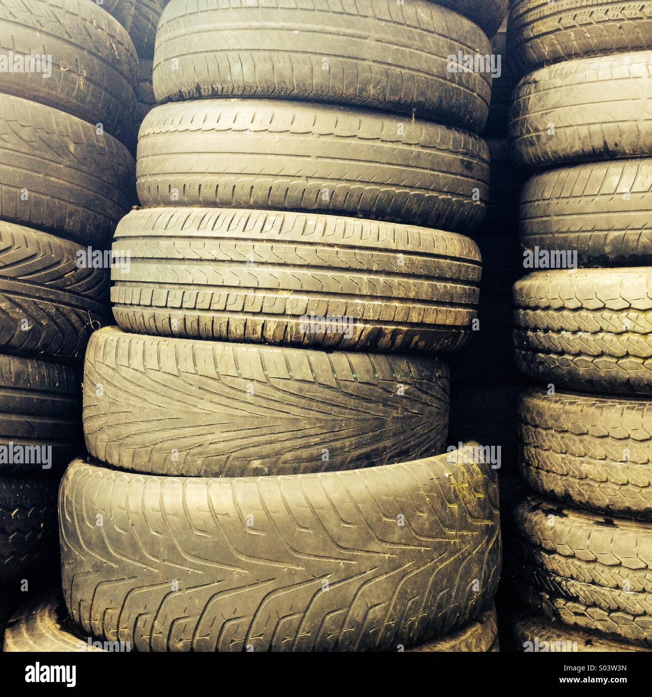 Tyre art hi-res stock photography and images - Alamy