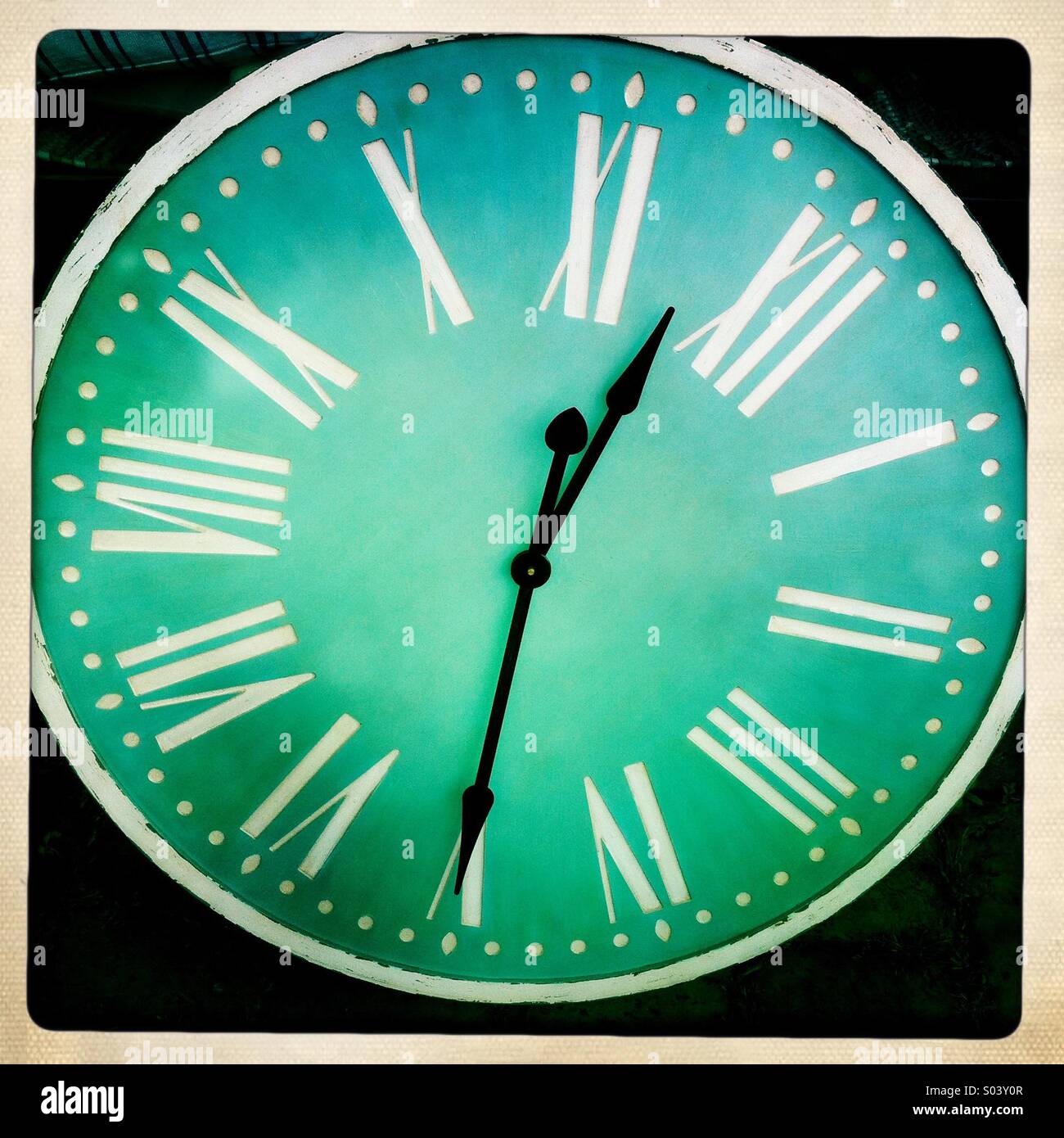 Clockface dial hi-res stock photography and images - Alamy