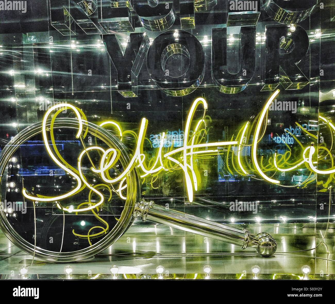 Neon writing hi-res stock photography and images - Alamy