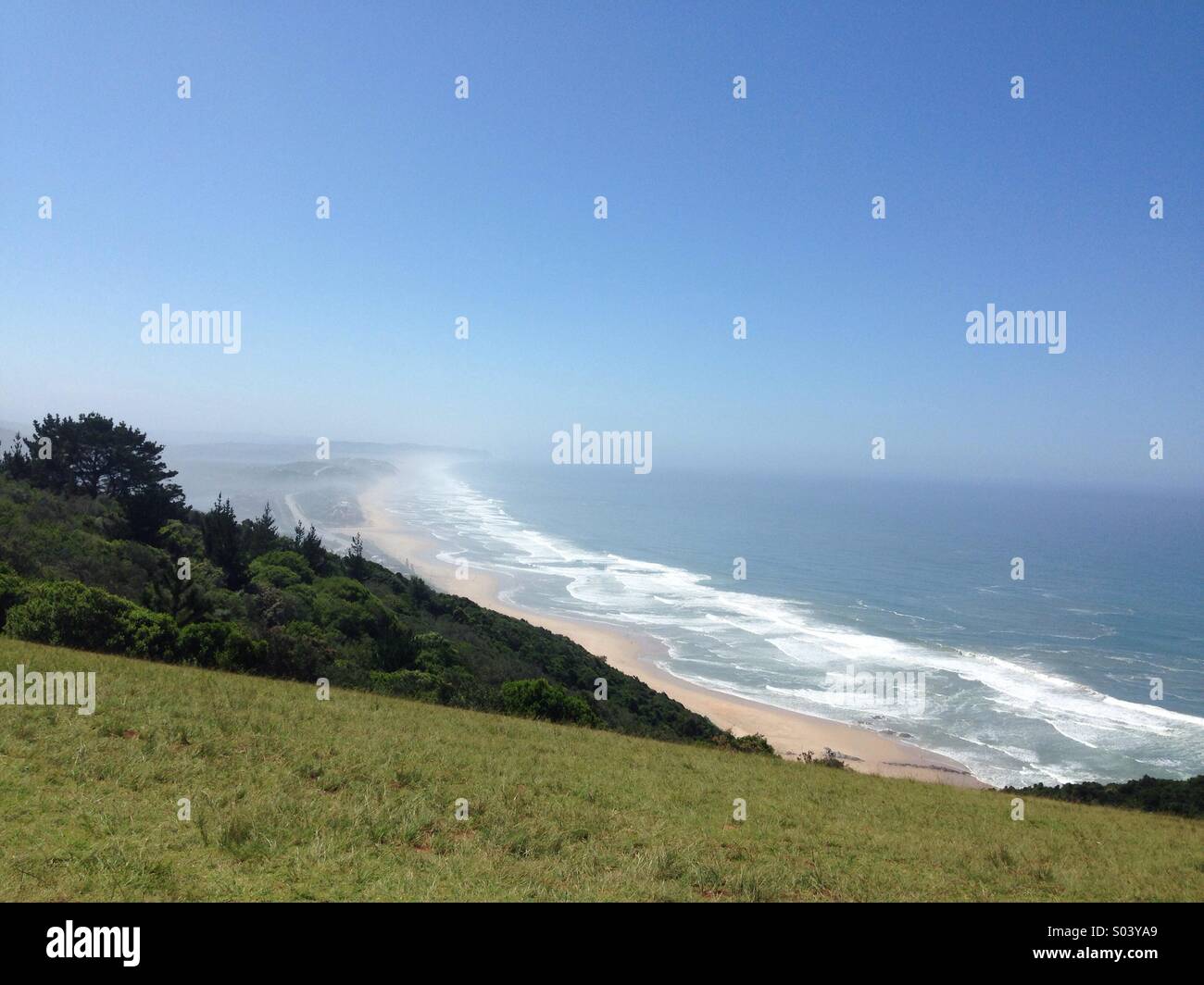 Wilderness beach hi-res stock photography and images - Alamy