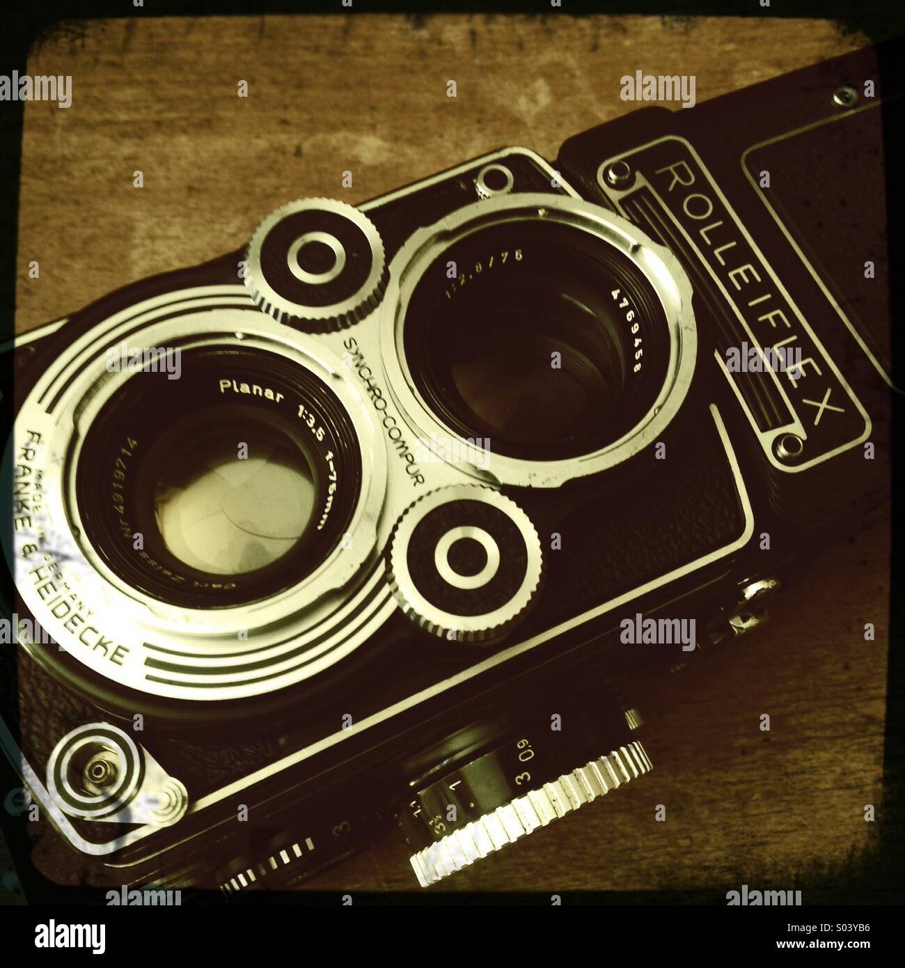 Vintage rolleiflex hi-res stock photography and images - Alamy