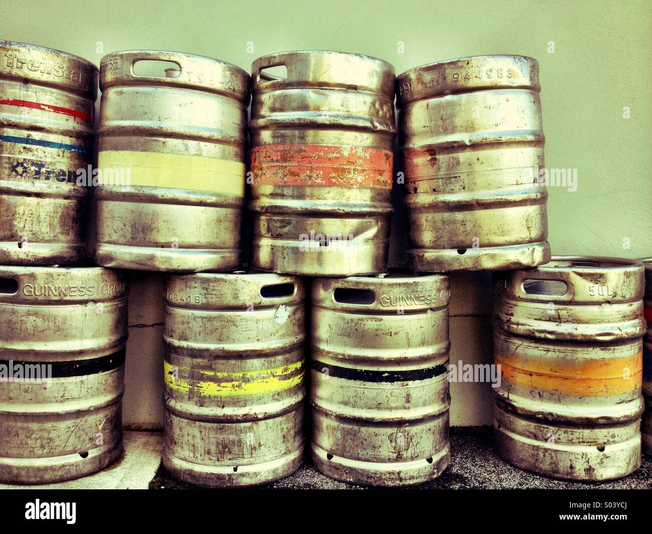 Beer barrel kegs hi-res stock photography and images - Alamy