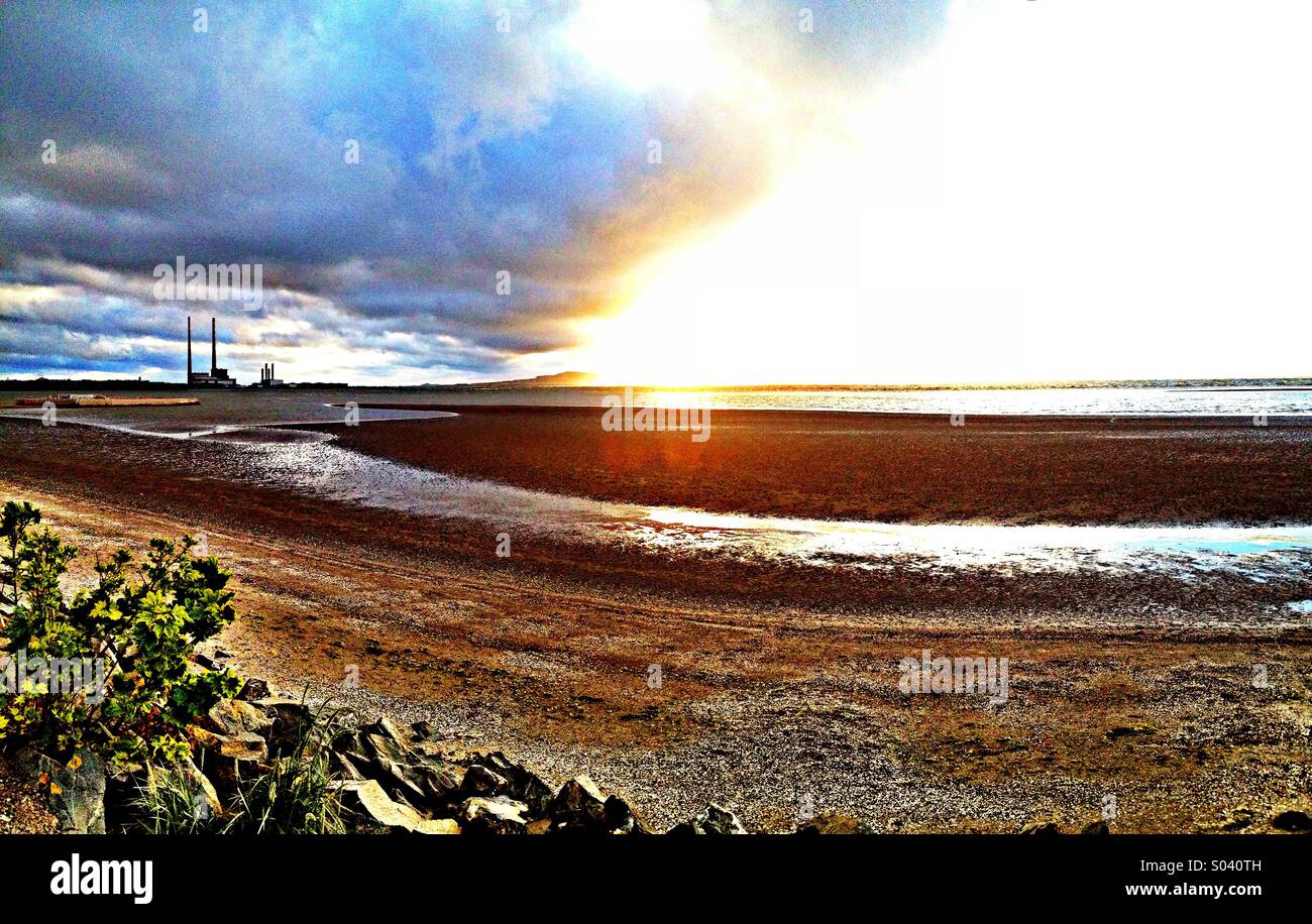 Sandymount beach hi-res stock photography and images - Alamy