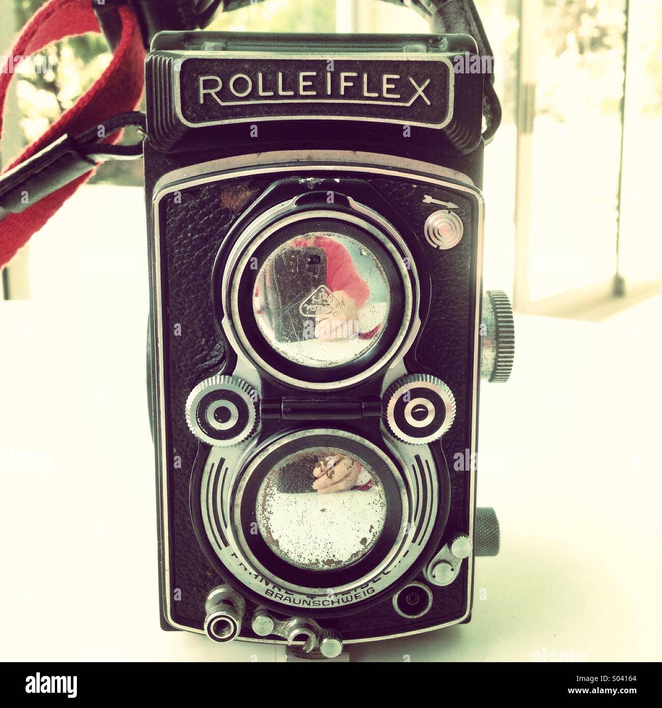 Rolleiflex vintage camera hi-res stock photography and images - Alamy
