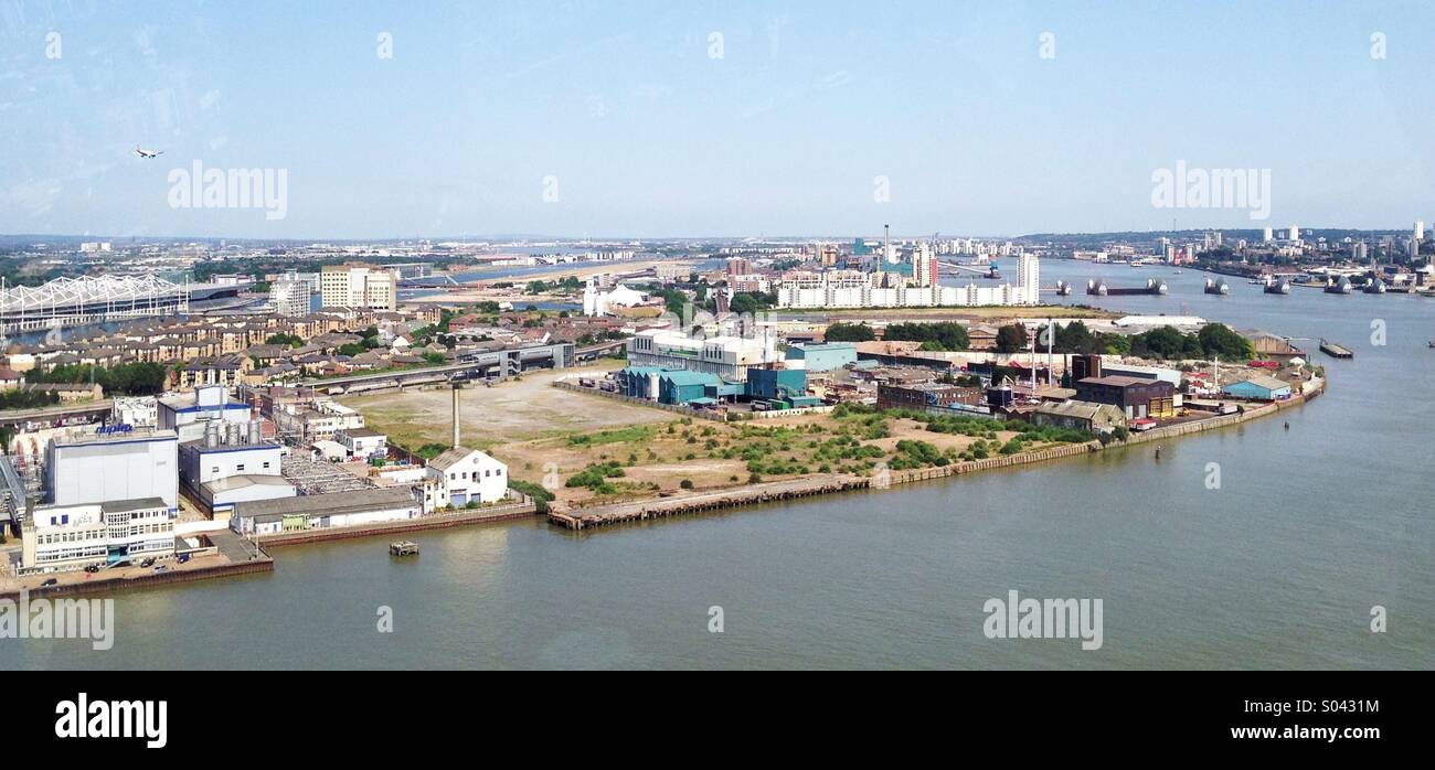 Aerial view of the thames barrier hi-res stock photography and images ...