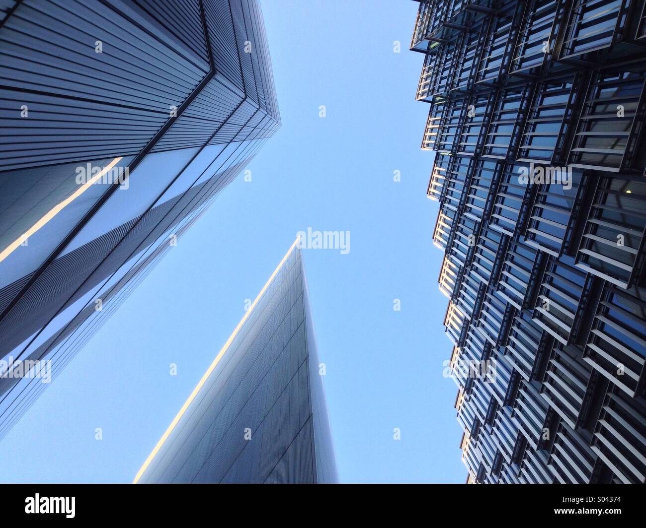 Tall office blocks hi-res stock photography and images - Alamy