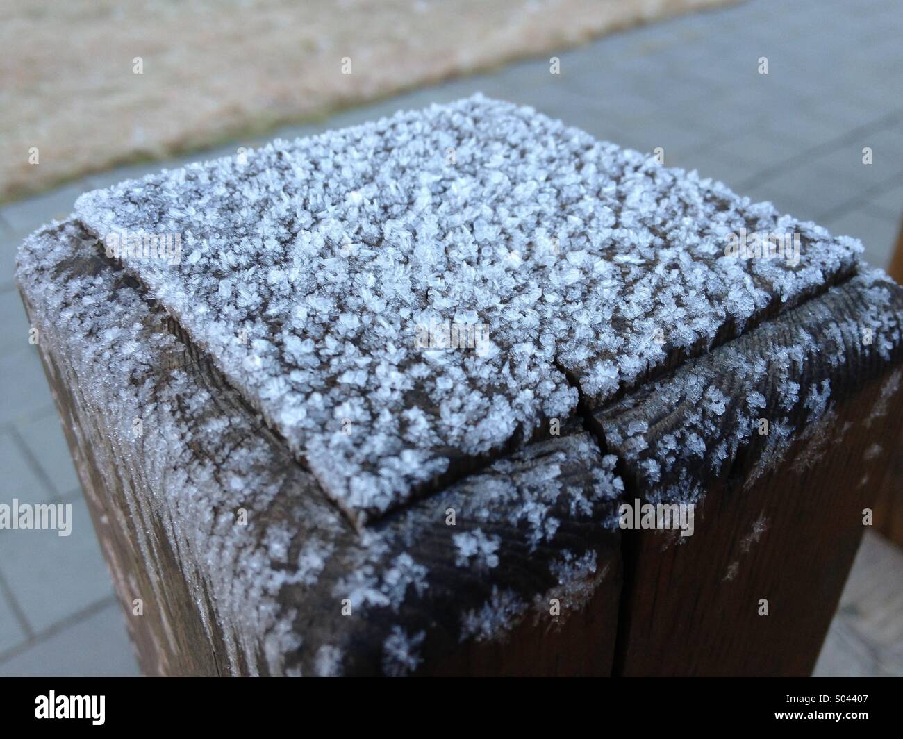 Horizontal pole hi-res stock photography and images - Alamy