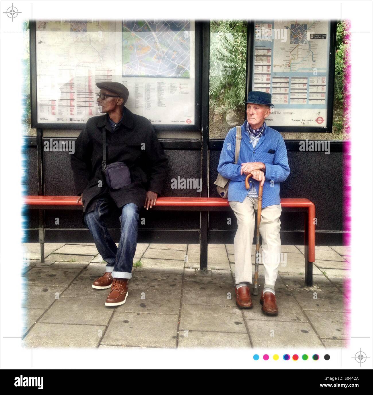 Bus stop passengers hi-res stock photography and images - Alamy