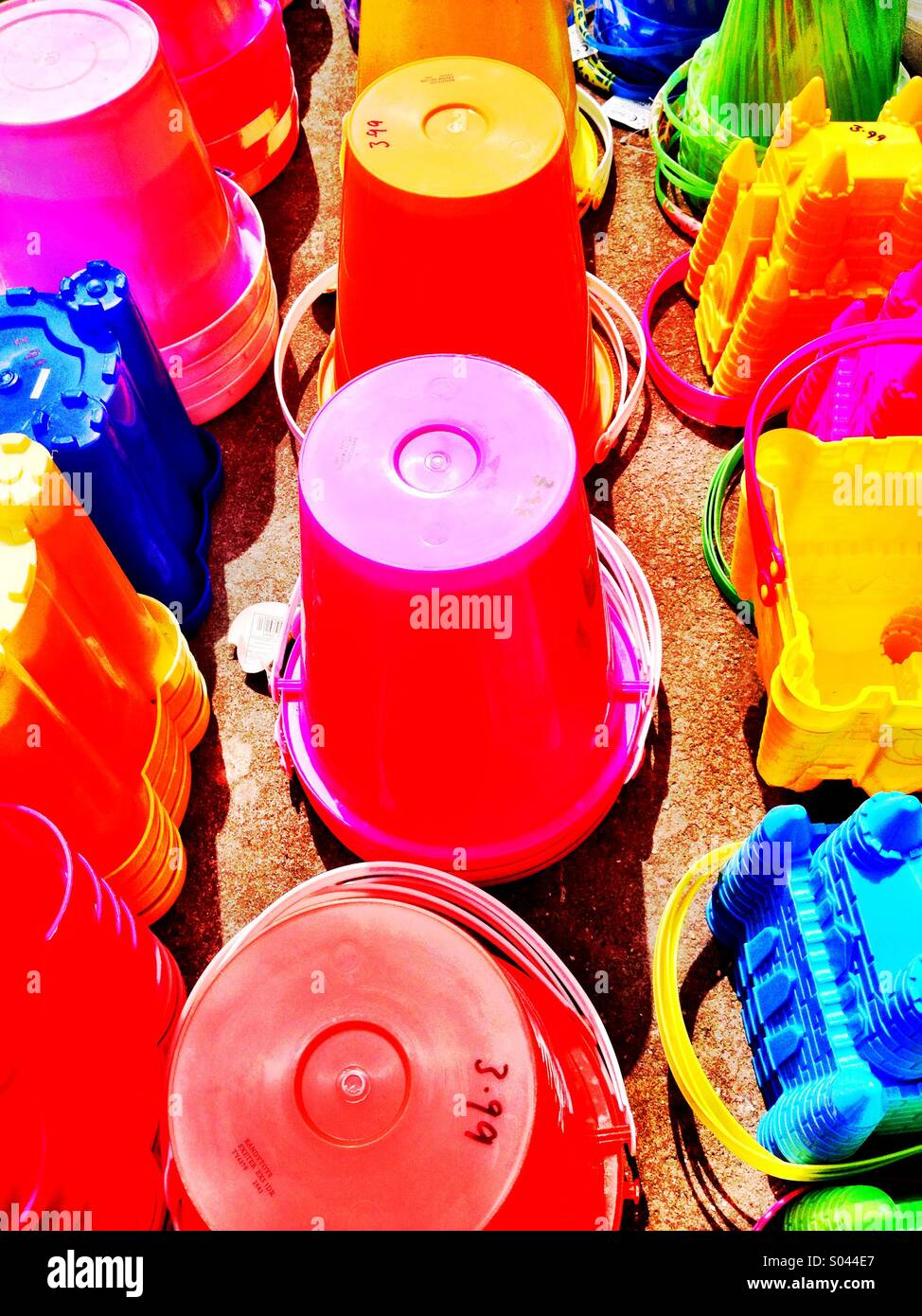 Plastic buckets bucket hi-res stock photography and images - Alamy
