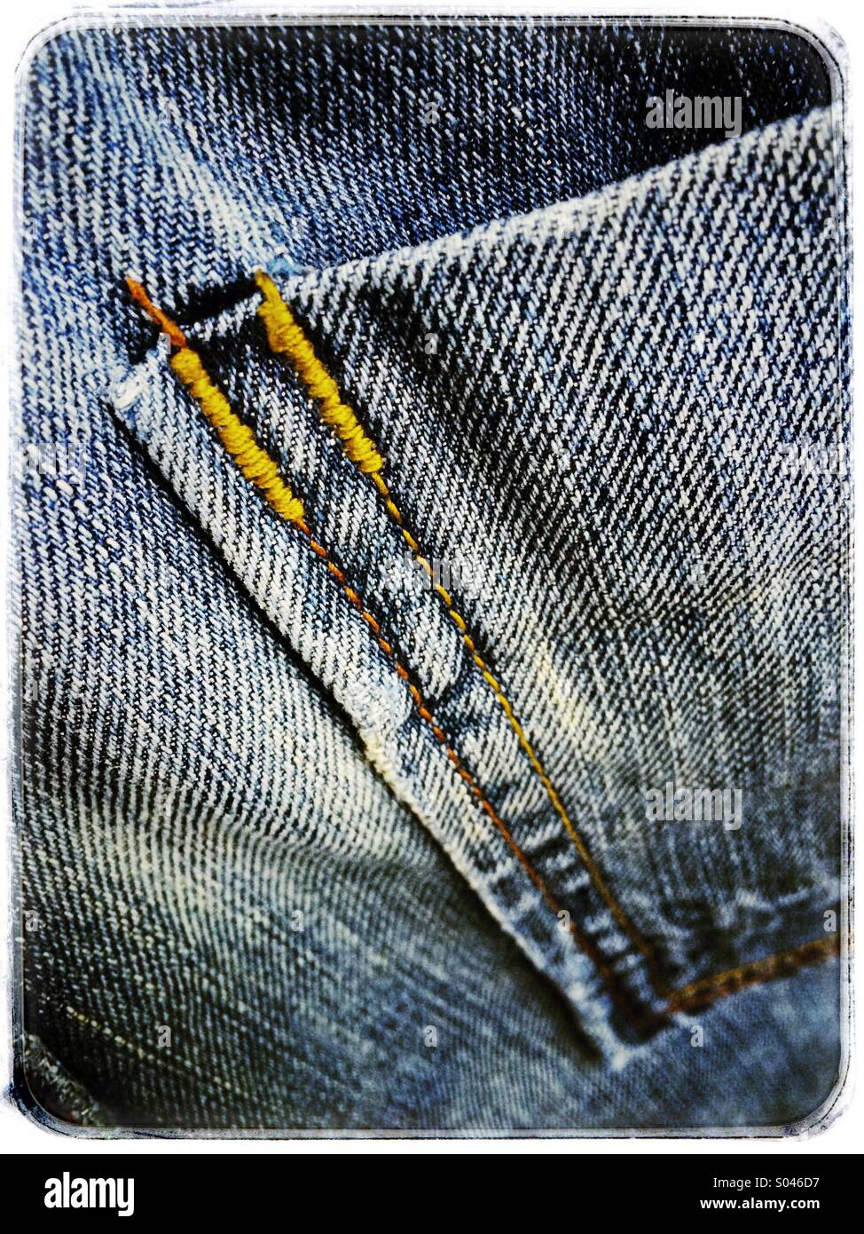 Close up of denim jeans back pocket Stock Photo - Alamy