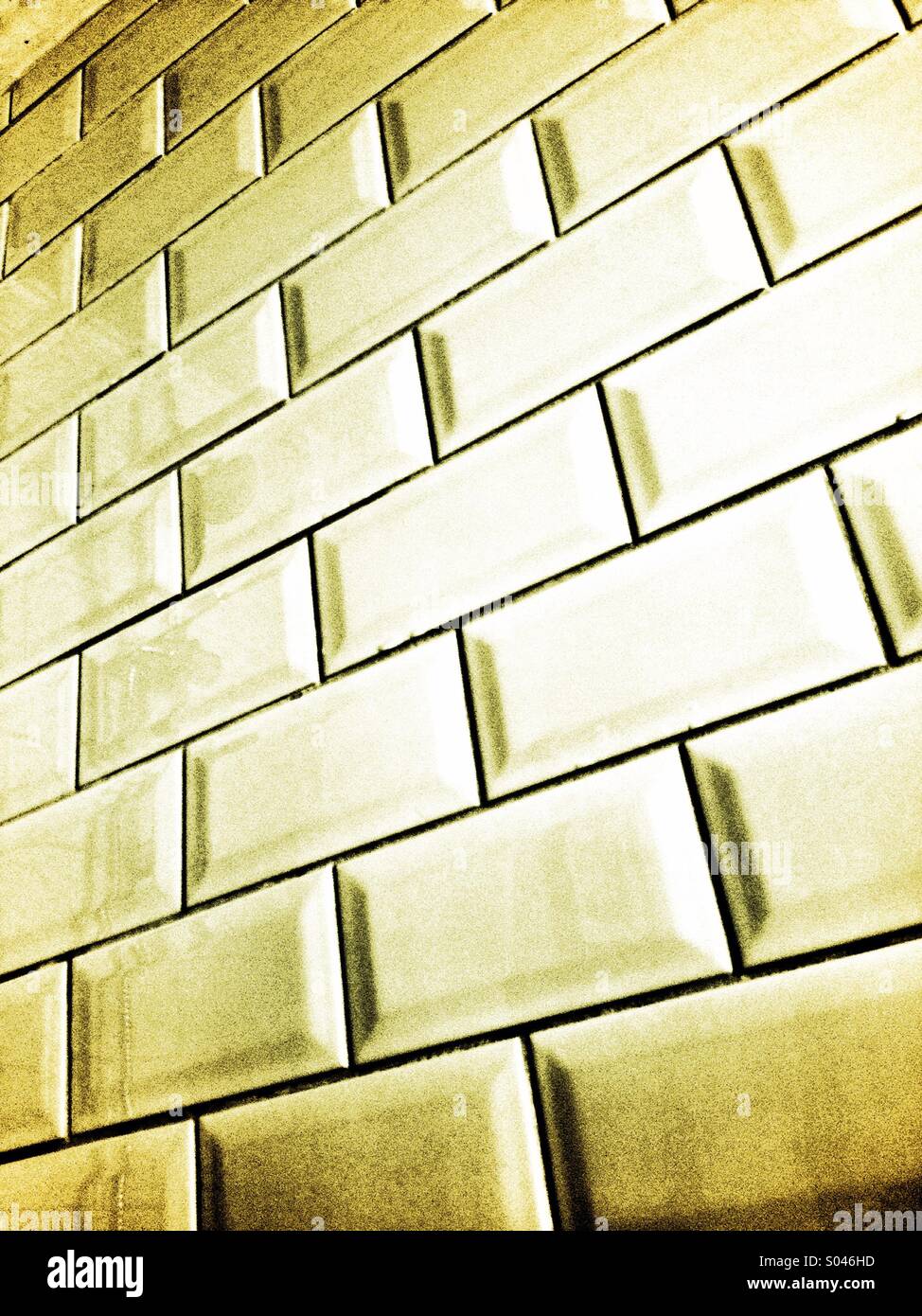 Tiles pattern hi-res stock photography and images - Alamy