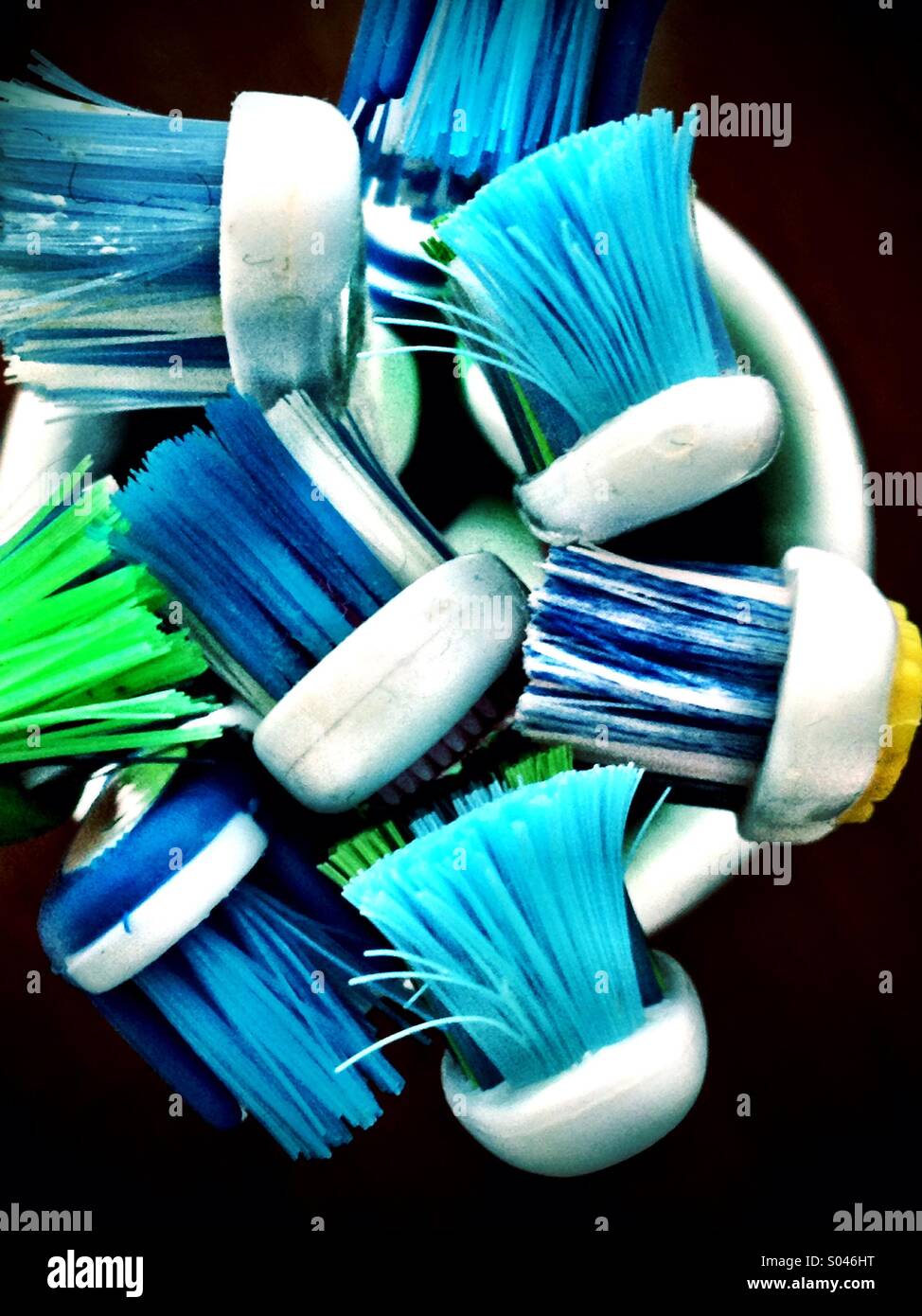 Brushes teeth hi-res stock photography and images - Alamy