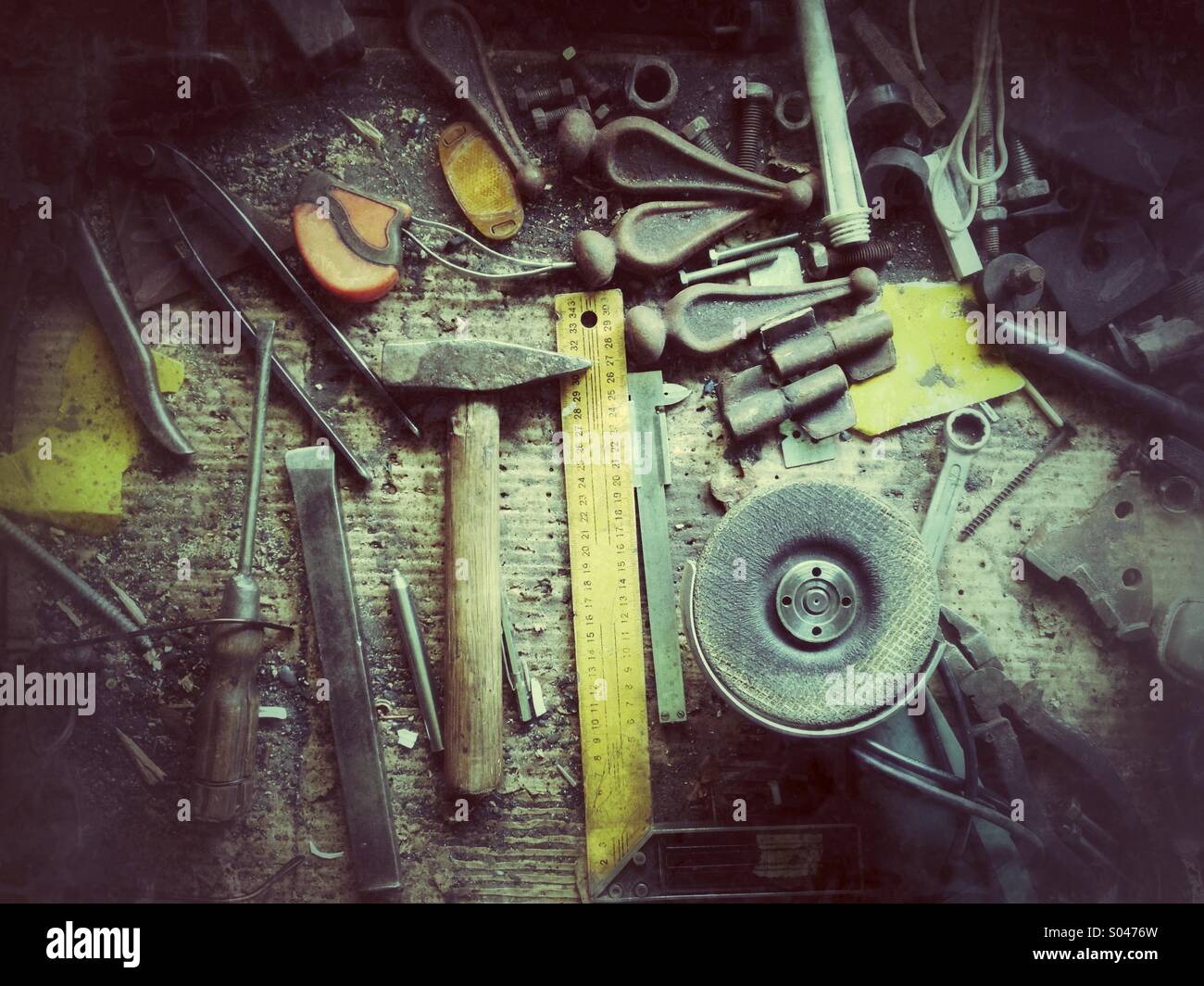 Dirty workbench hi-res stock photography and images - Alamy