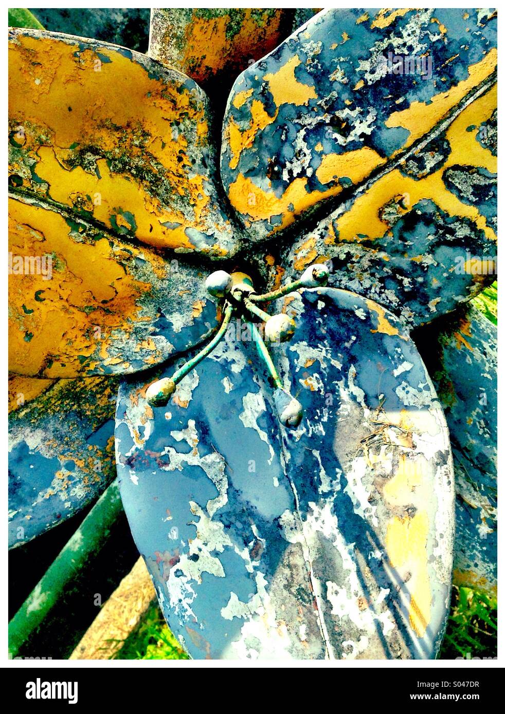 Flower statue hi-res stock photography and images - Alamy