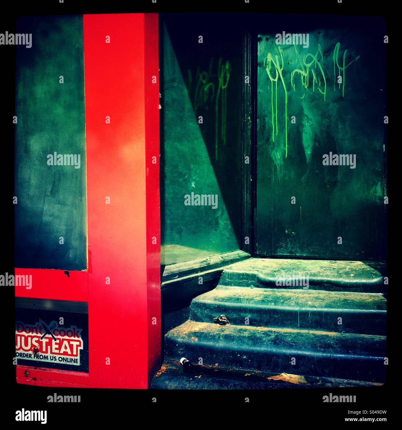 Step into hopper hi-res stock photography and images - Alamy