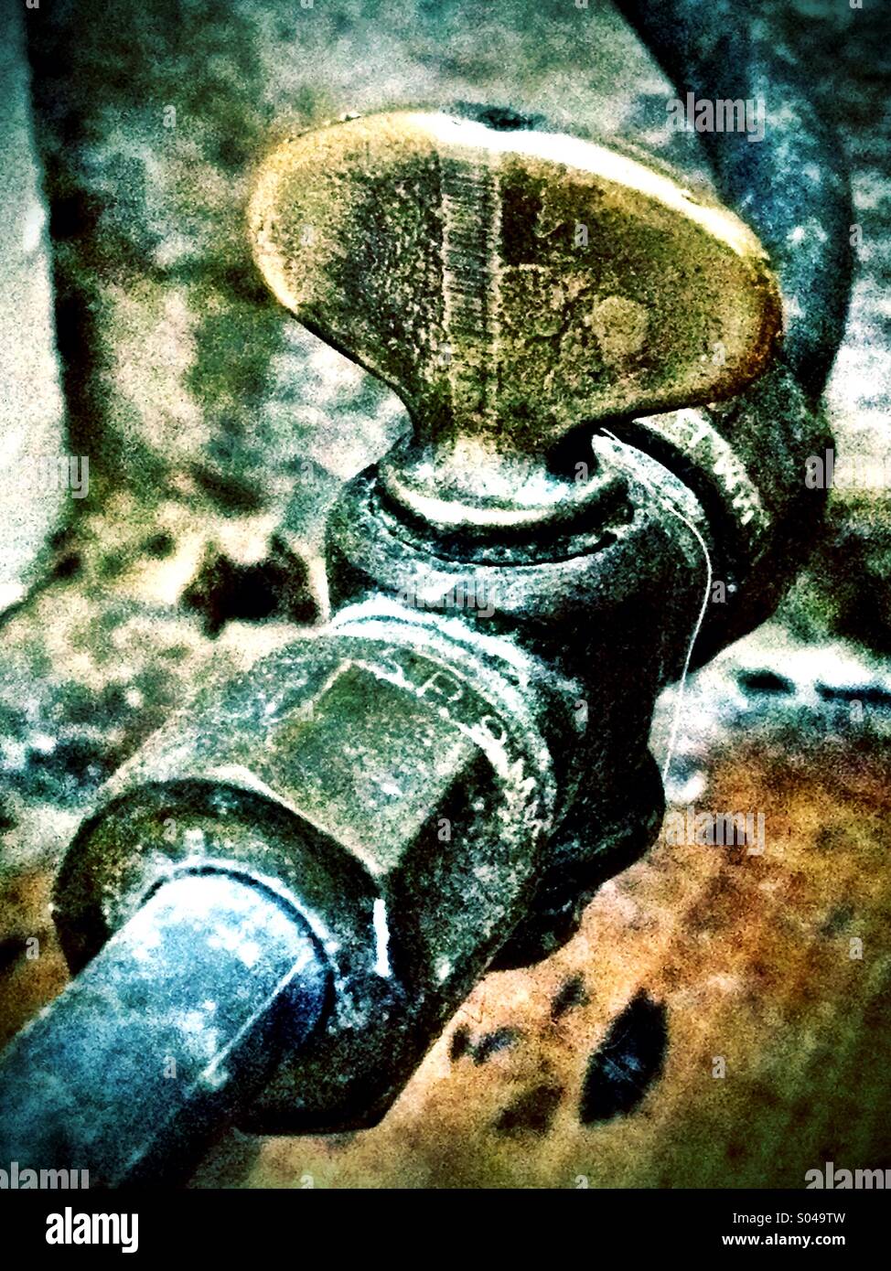 Turn tap hi-res stock photography and images - Alamy