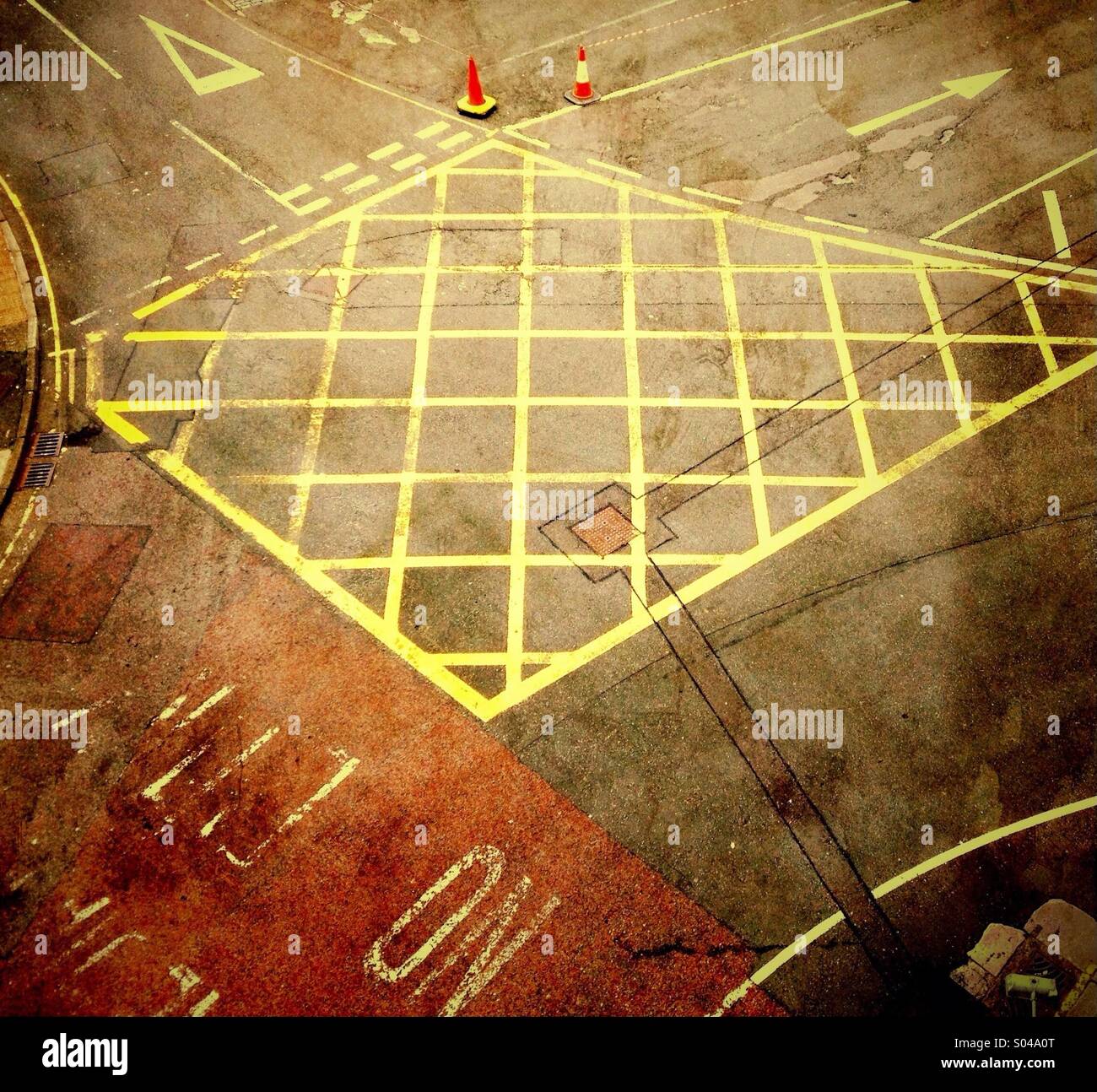 Cross hatching hi-res stock photography and images - Alamy