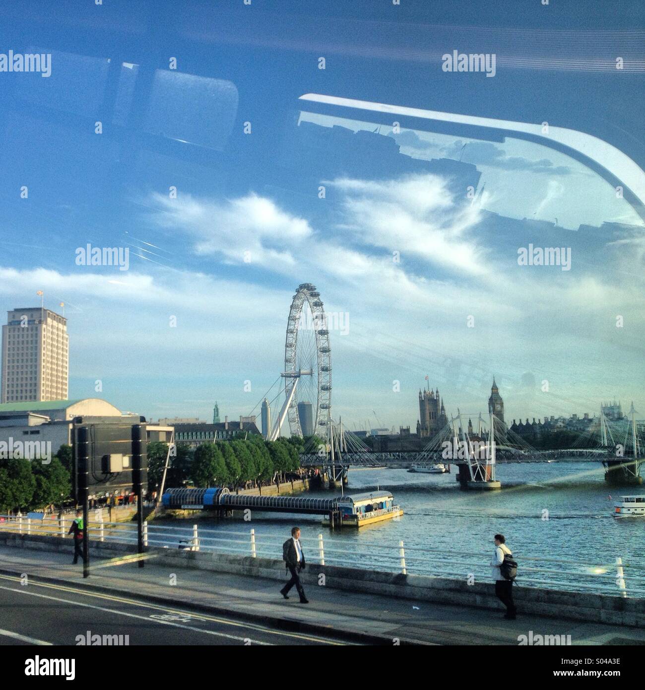 Waterloo and the southbank hi-res stock photography and images - Alamy