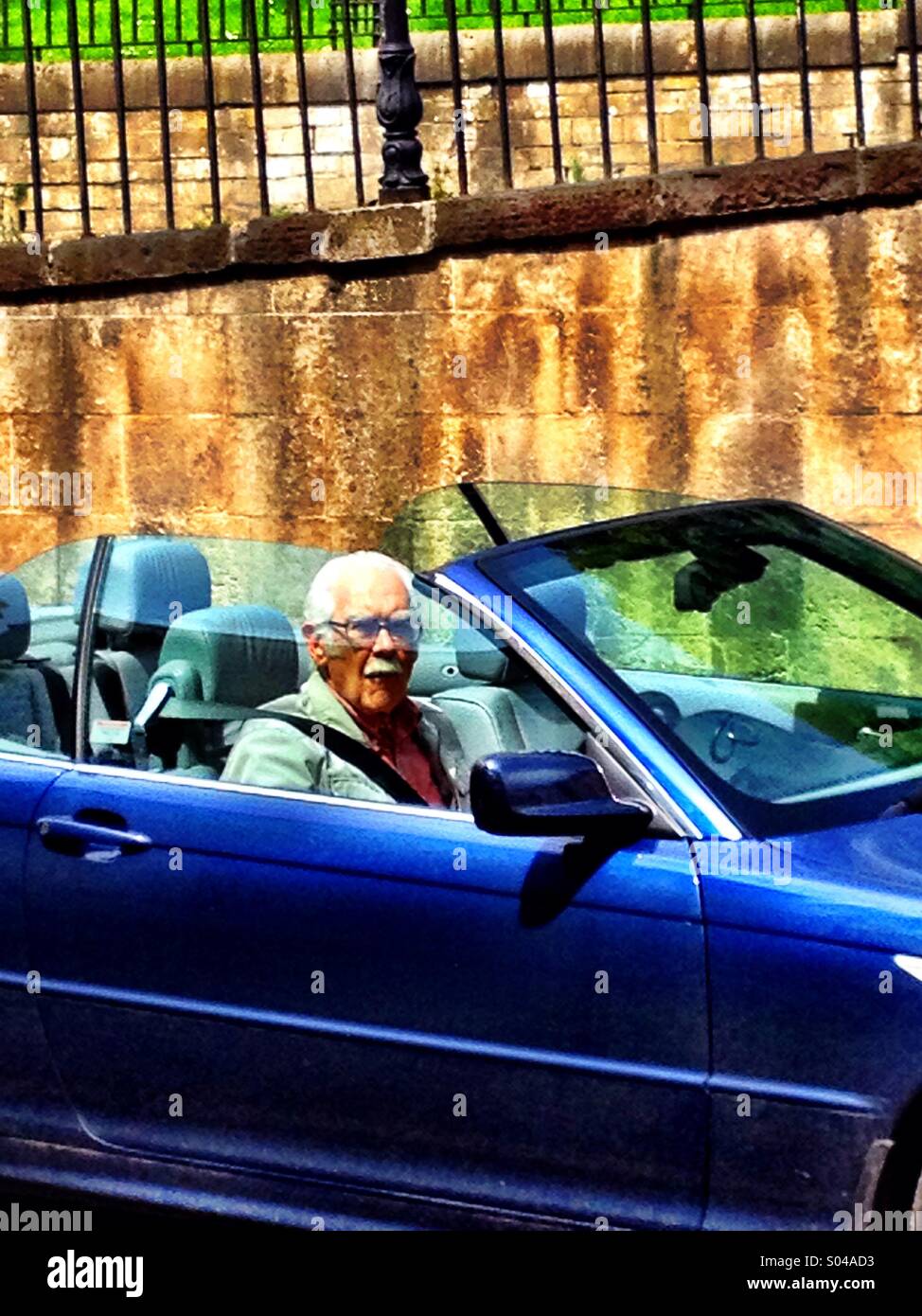 Rich man car hi-res stock photography and images - Alamy