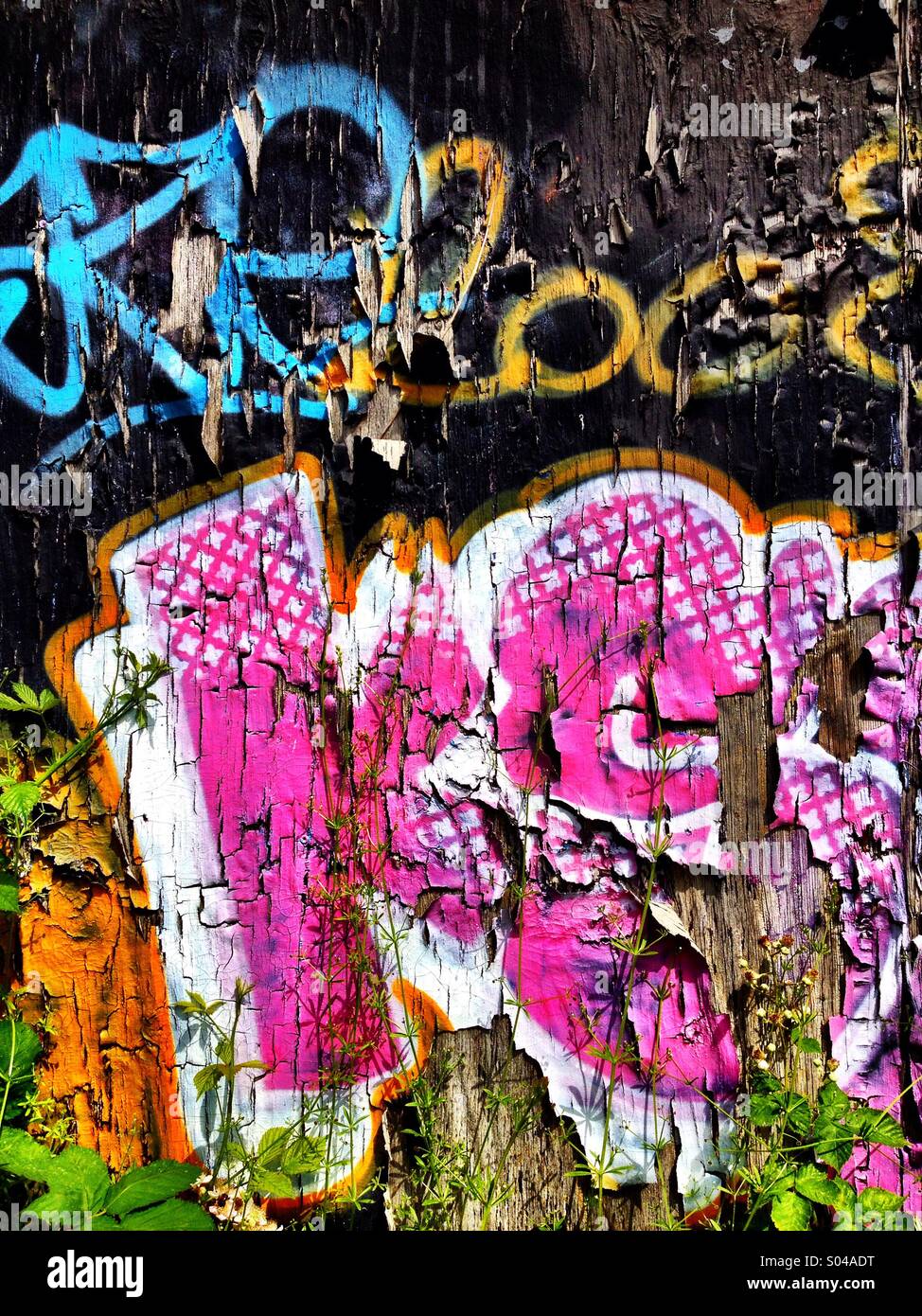 Graffiti graffitied wall art hi-res stock photography and images - Alamy