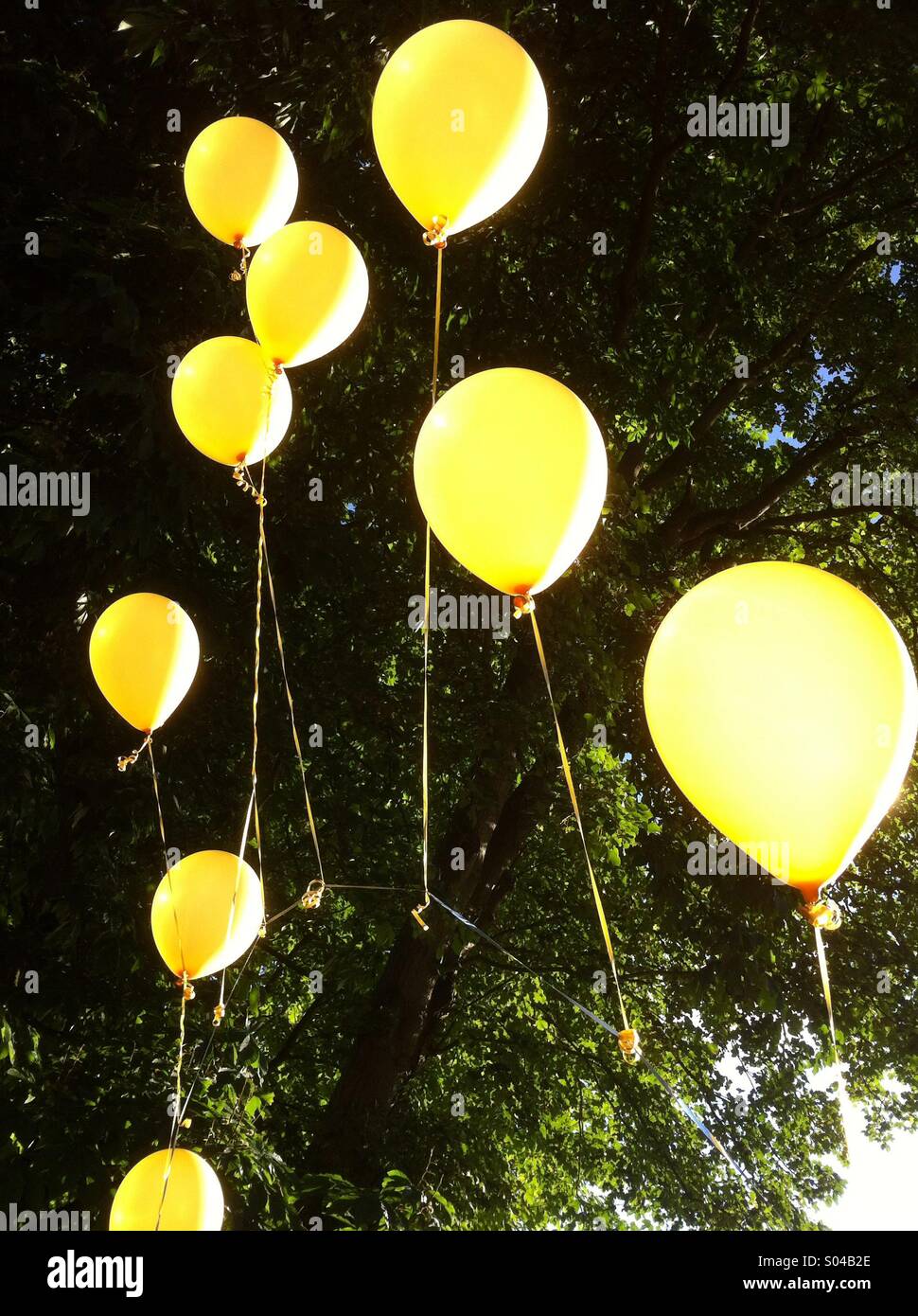 Balloons floating hi-res stock photography and images - Alamy