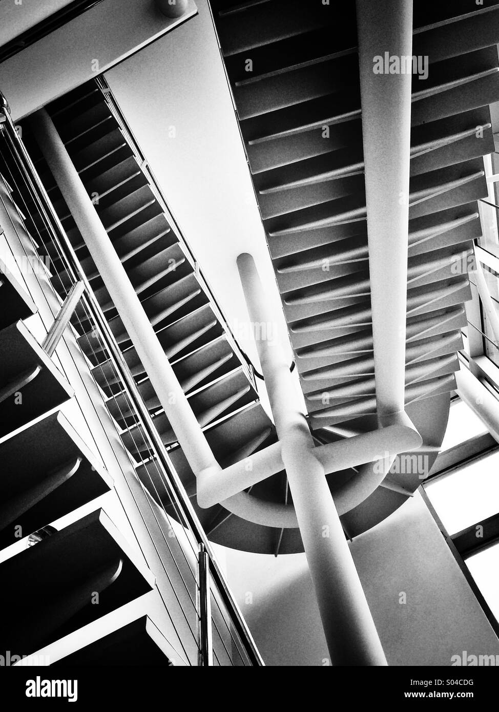 Underneath building Black and White Stock Photos & Images - Alamy