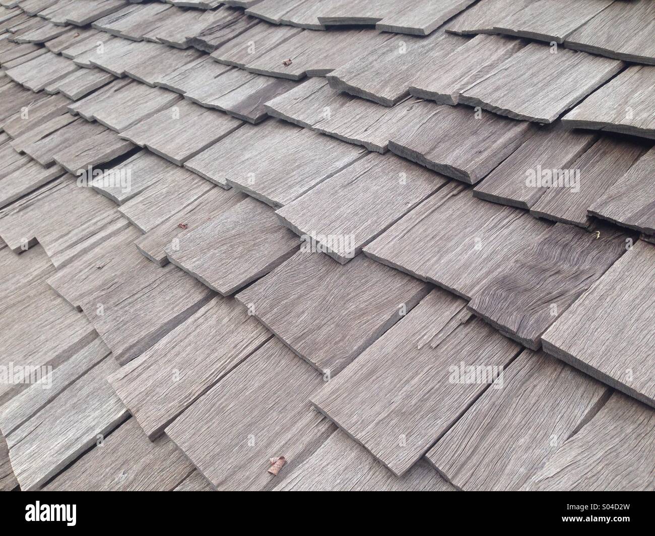 Black tile roof hi-res stock photography and images - Alamy