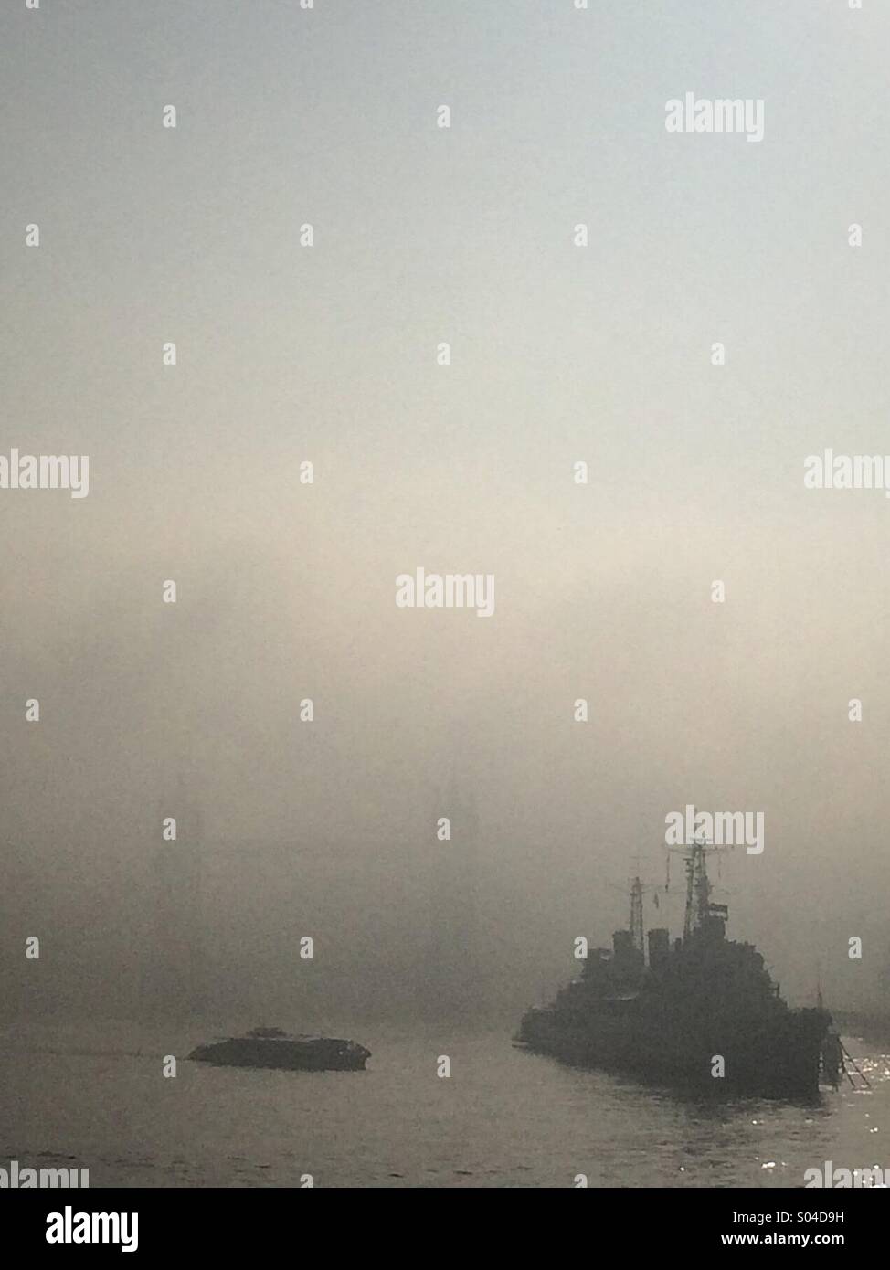 Tower Bridge in the mist Stock Photo - Alamy