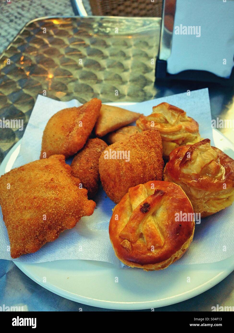 Portuguese pastry hi-res stock photography and images - Alamy