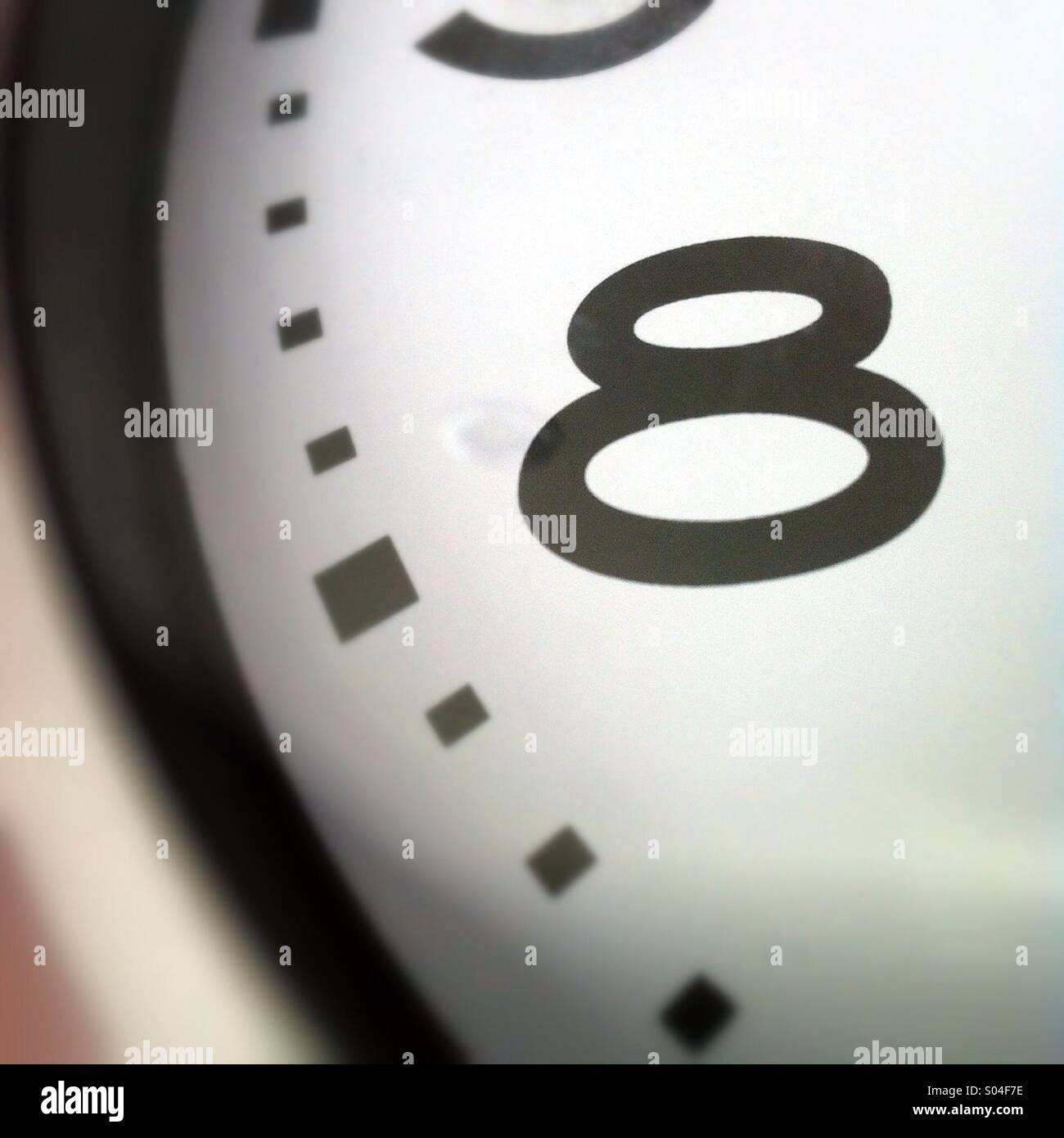 Number 8 on clock face Stock Photo - Alamy
