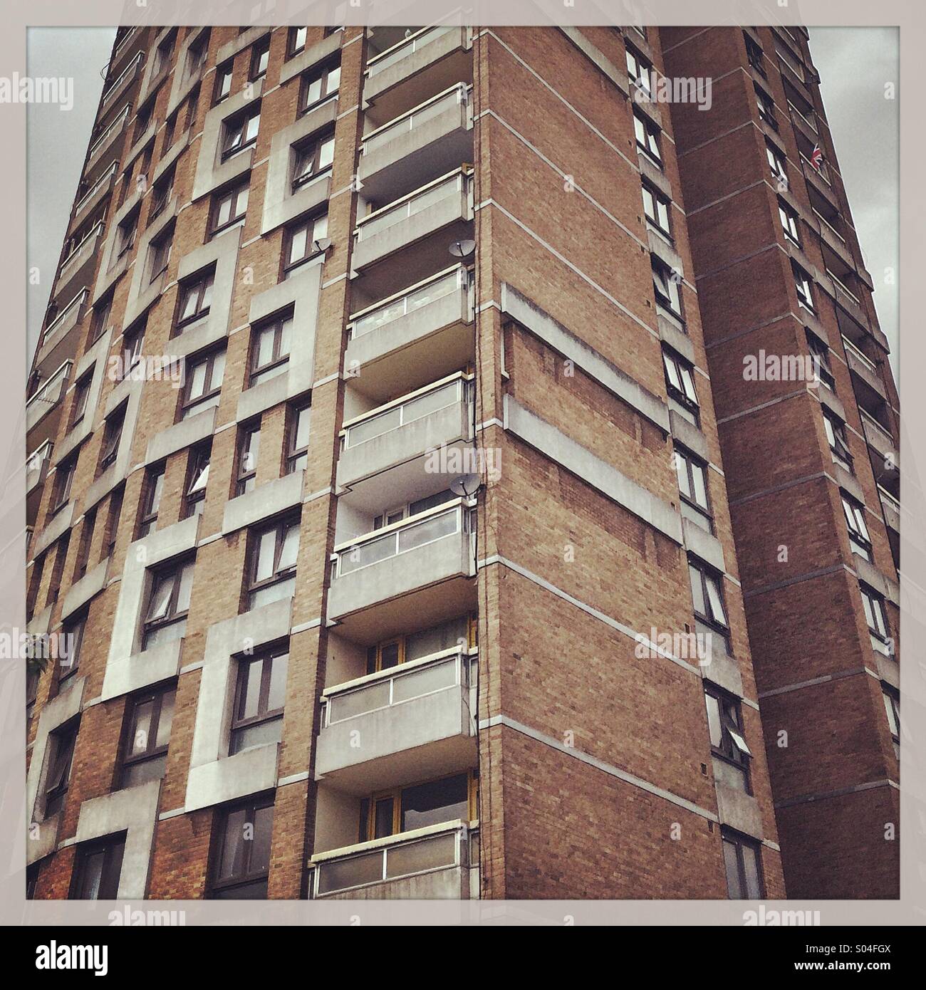 A tower block in London Stock Photo - Alamy