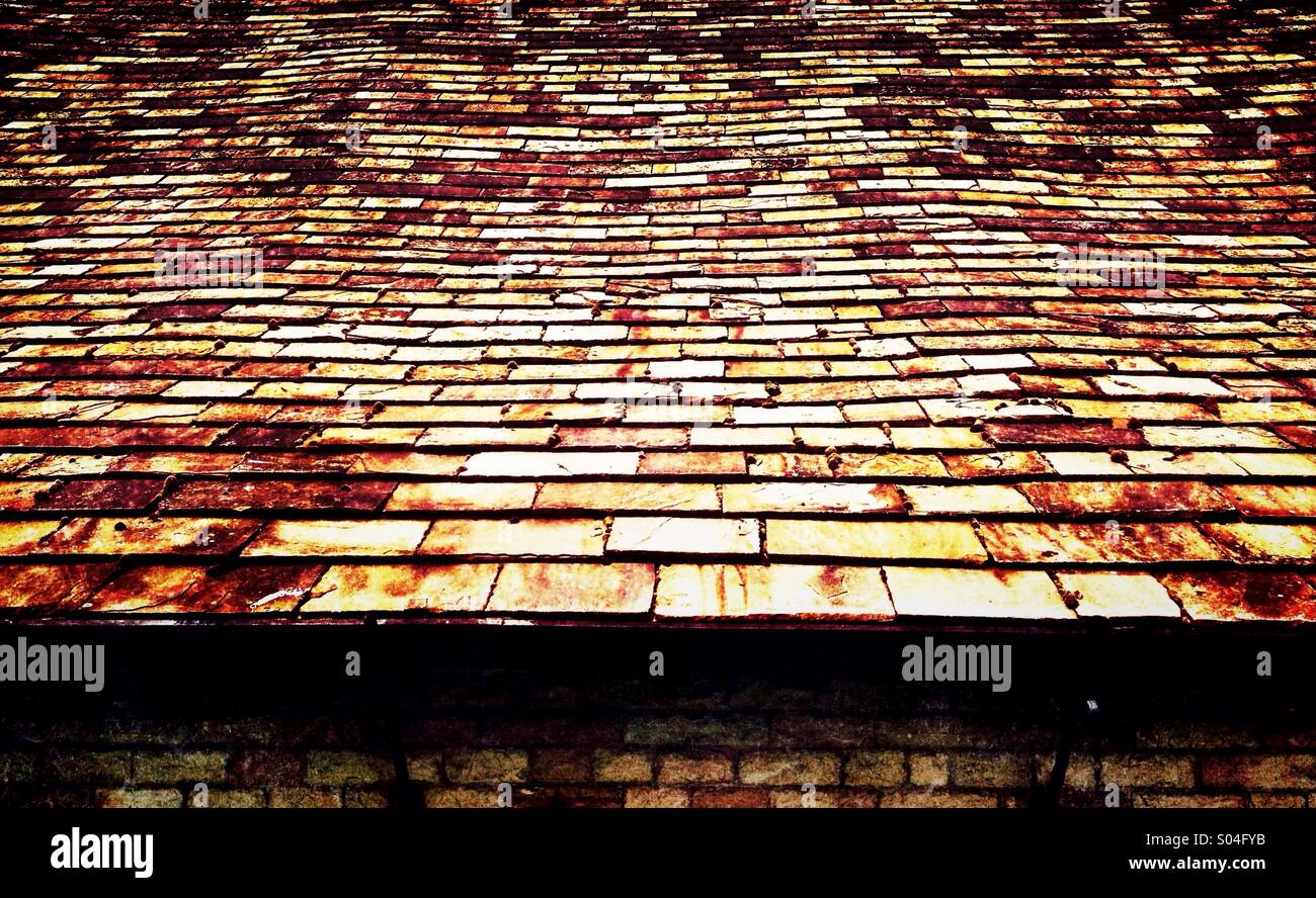 Slate roof on Rivington barn Stock Photo - Alamy