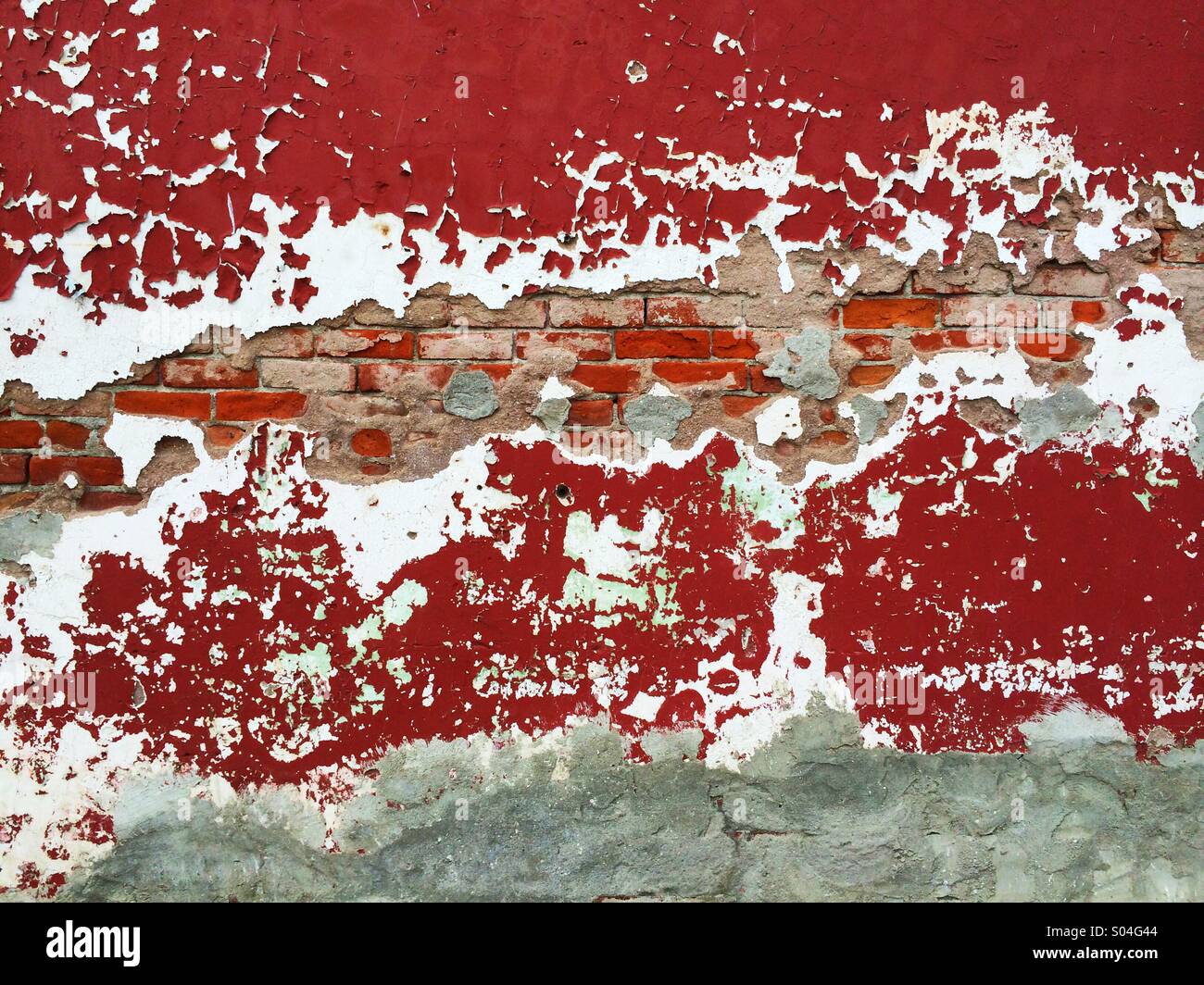 Broken brick wall hi-res stock photography and images - Alamy