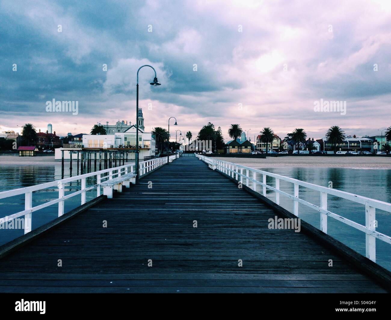 Road pier hi-res stock photography and images - Alamy