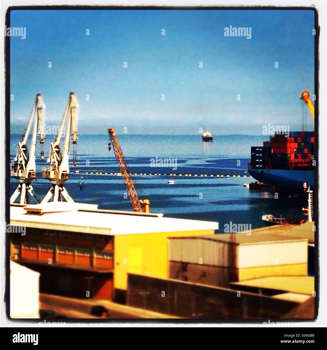 Harbor work hi-res stock photography and images - Alamy