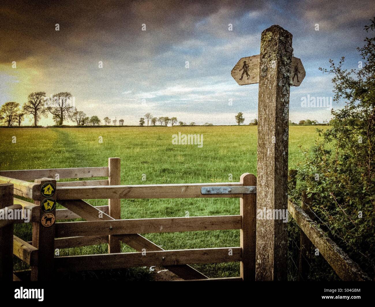 Walk in the countryside hi-res stock photography and images - Alamy