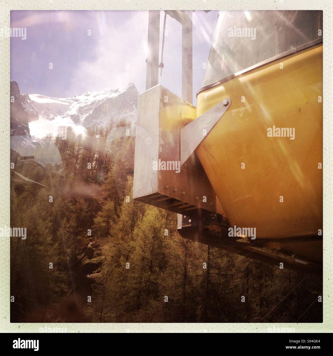 Alpine cable car Stock Photo - Alamy